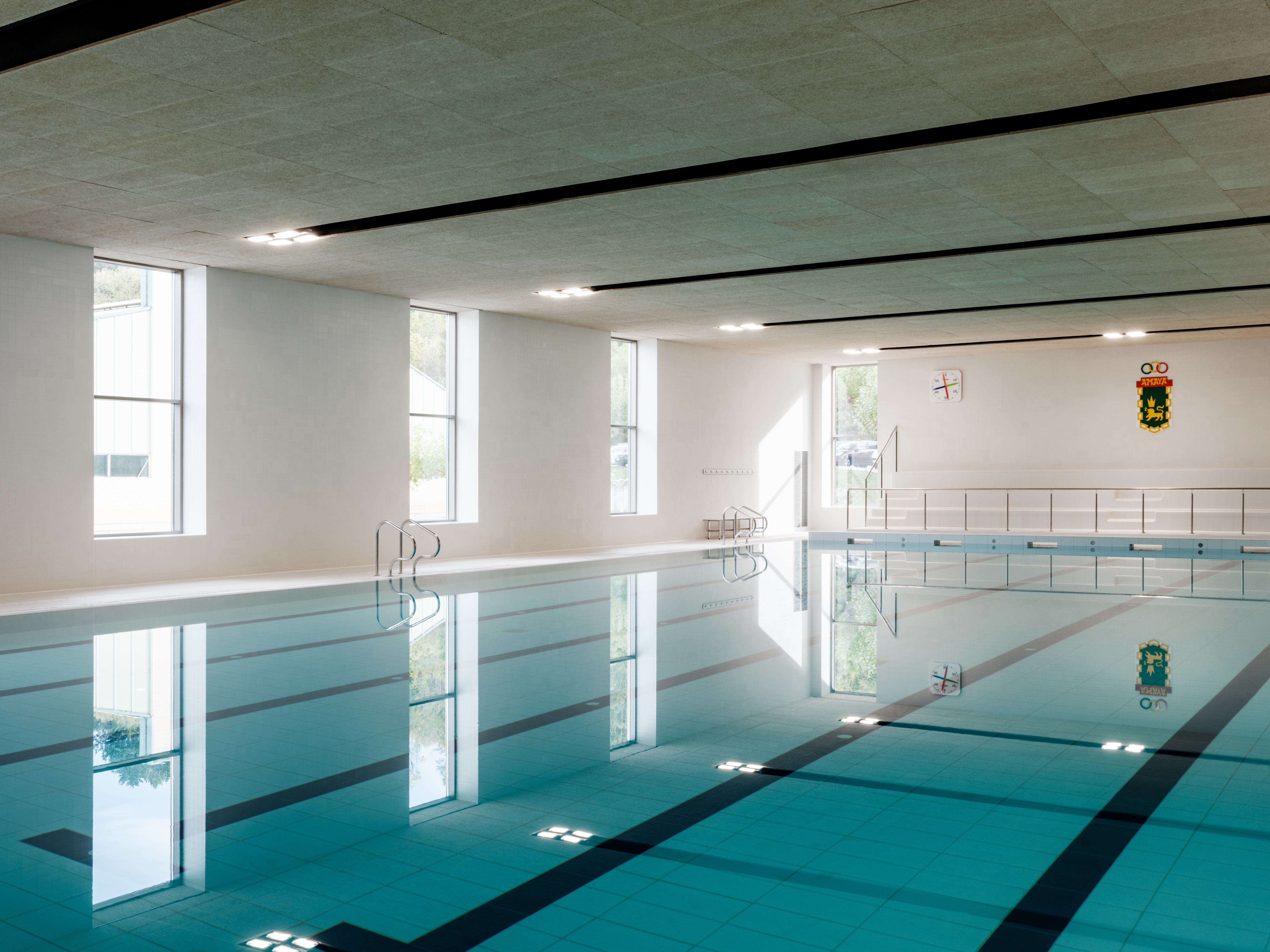 Renovation and extension of indoor swimming pools and squash courts at ...