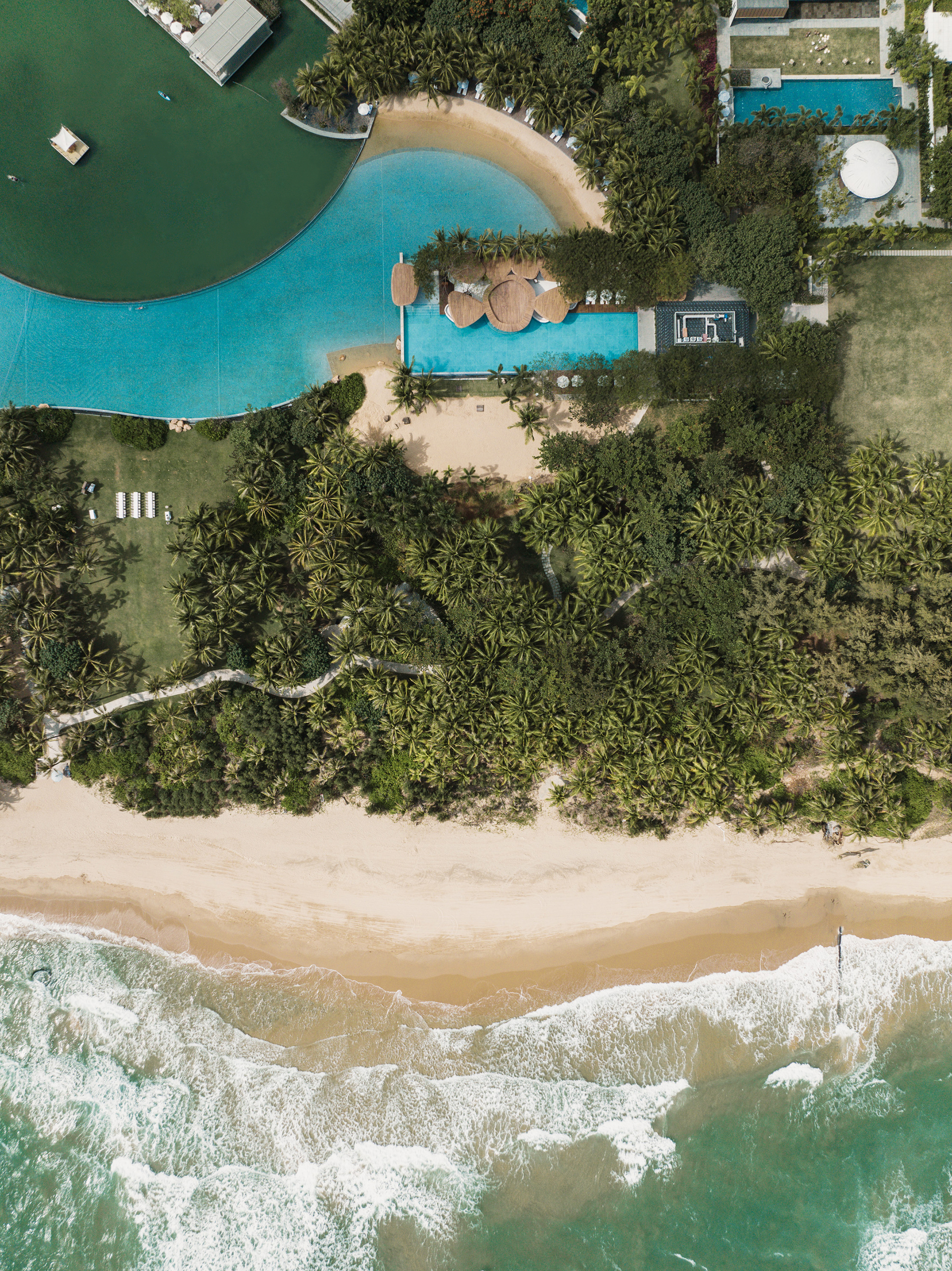 Beach Club at The Sanya EDITION by Various Associates - Architizer