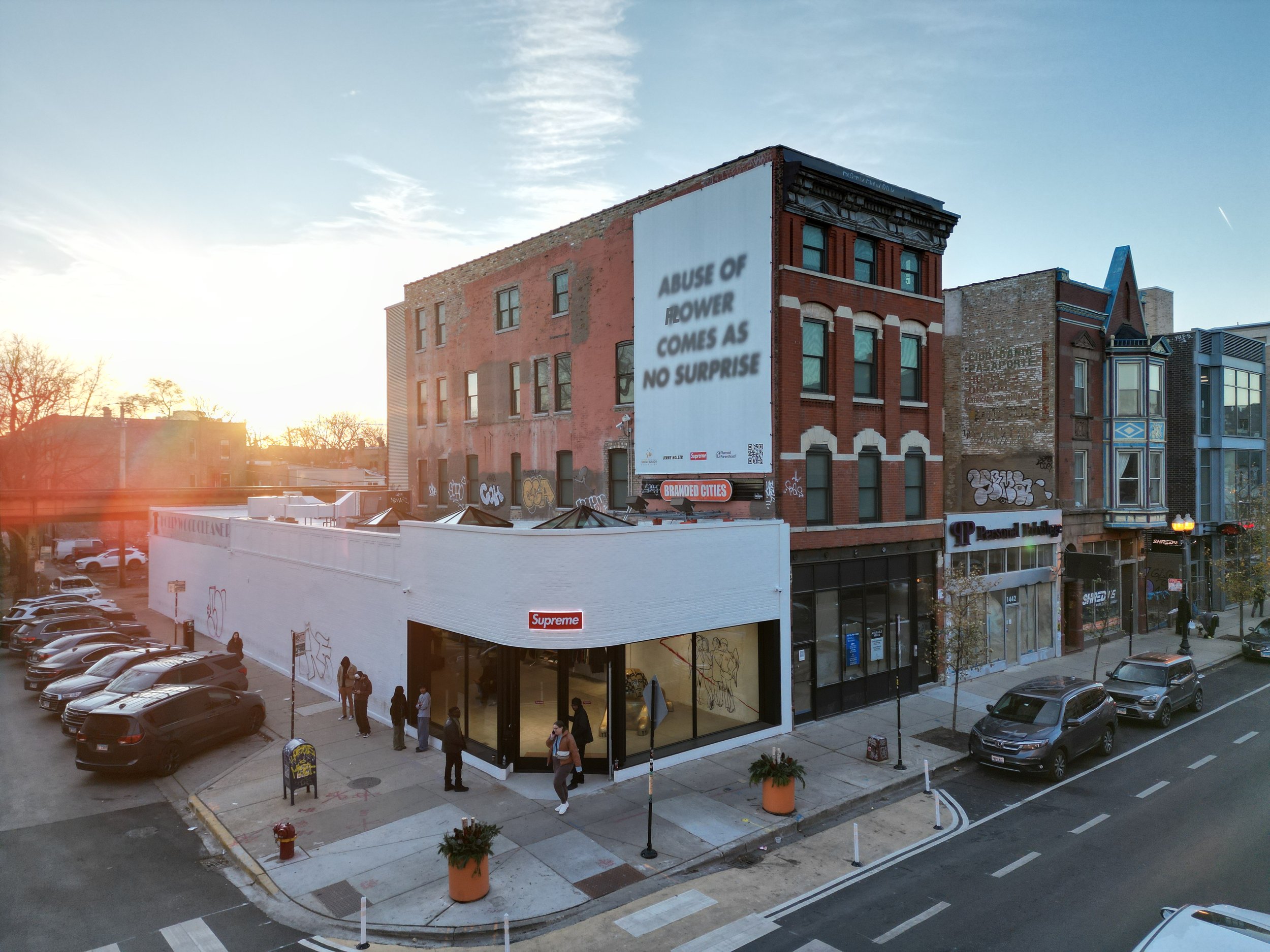 WICKER PARK CHICAGO FLAGSHIP RETAIL ARCHITECTURE + DESIGN by BLDG ...