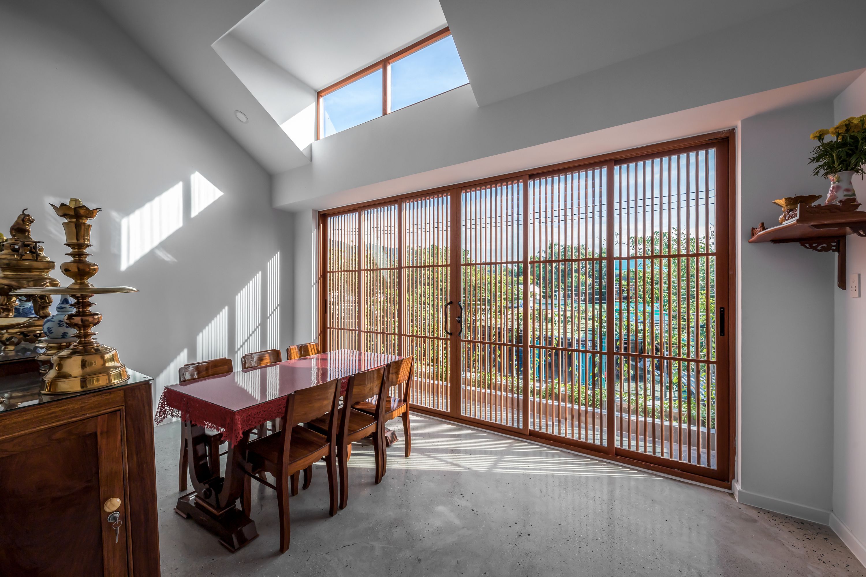 Sun house by Space+ Architecture - Architizer