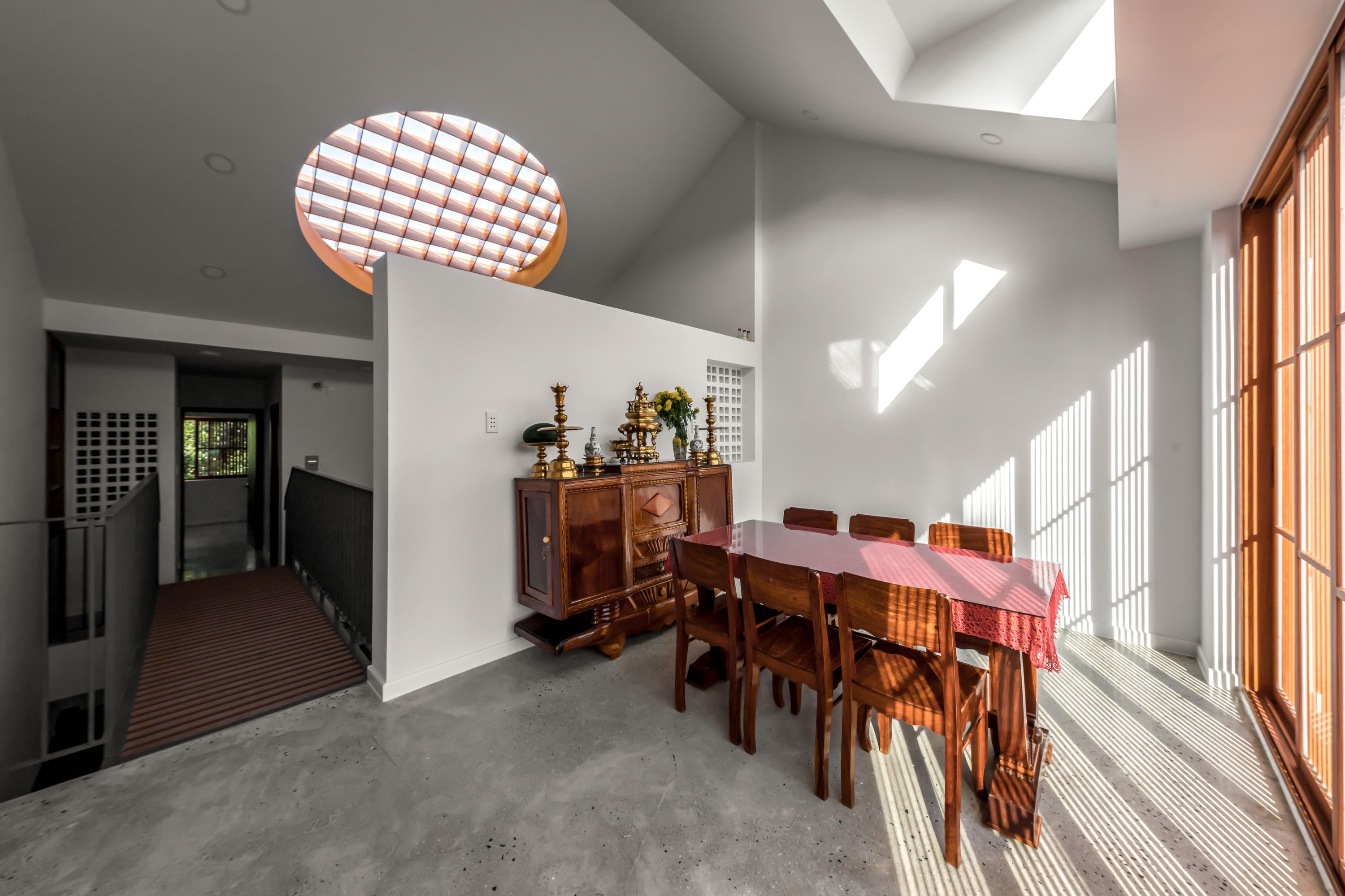 Sun house by Space+ Architecture - Architizer
