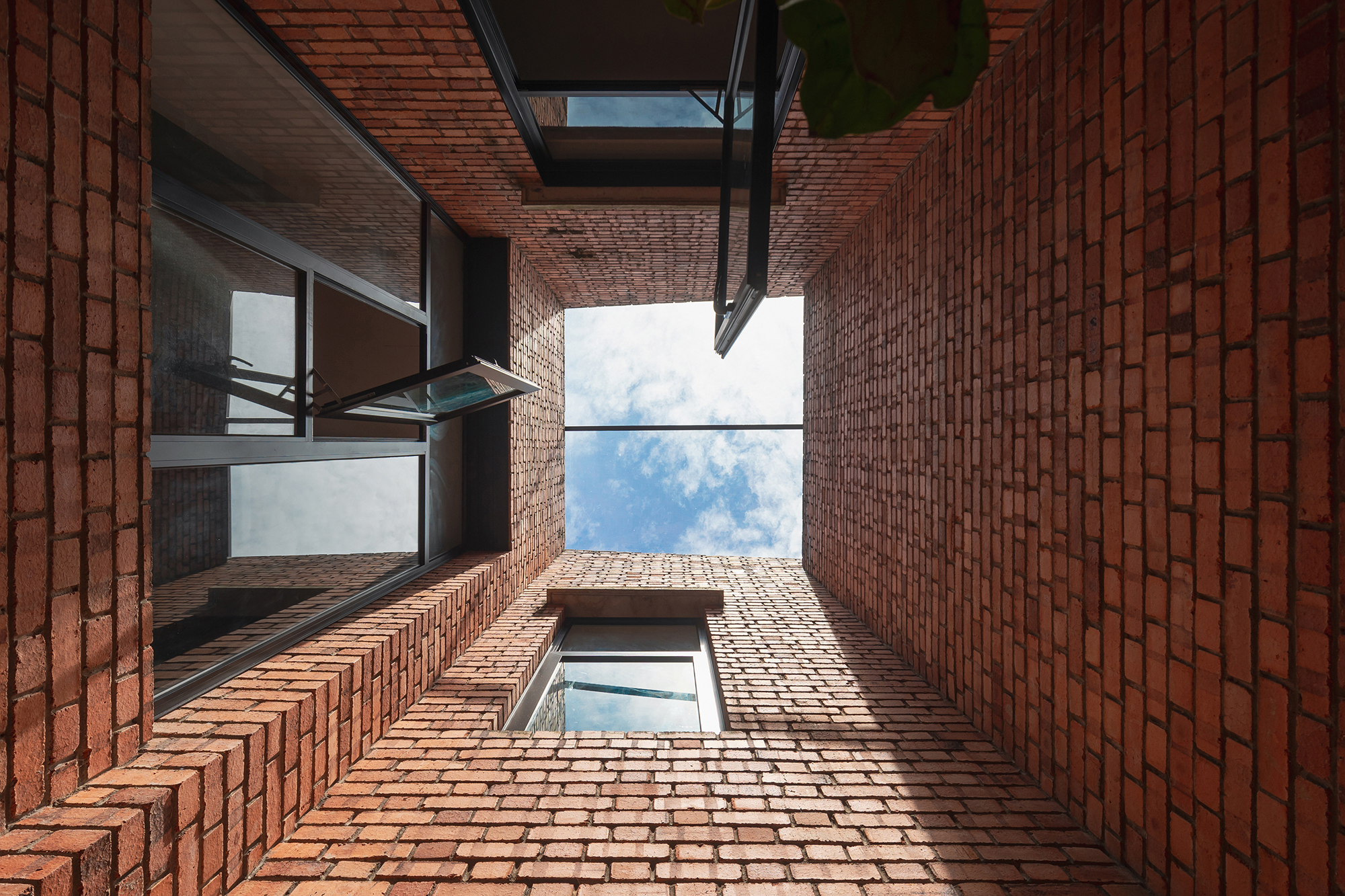 181Chambers@Semantan by Gibert&Tan - Architizer