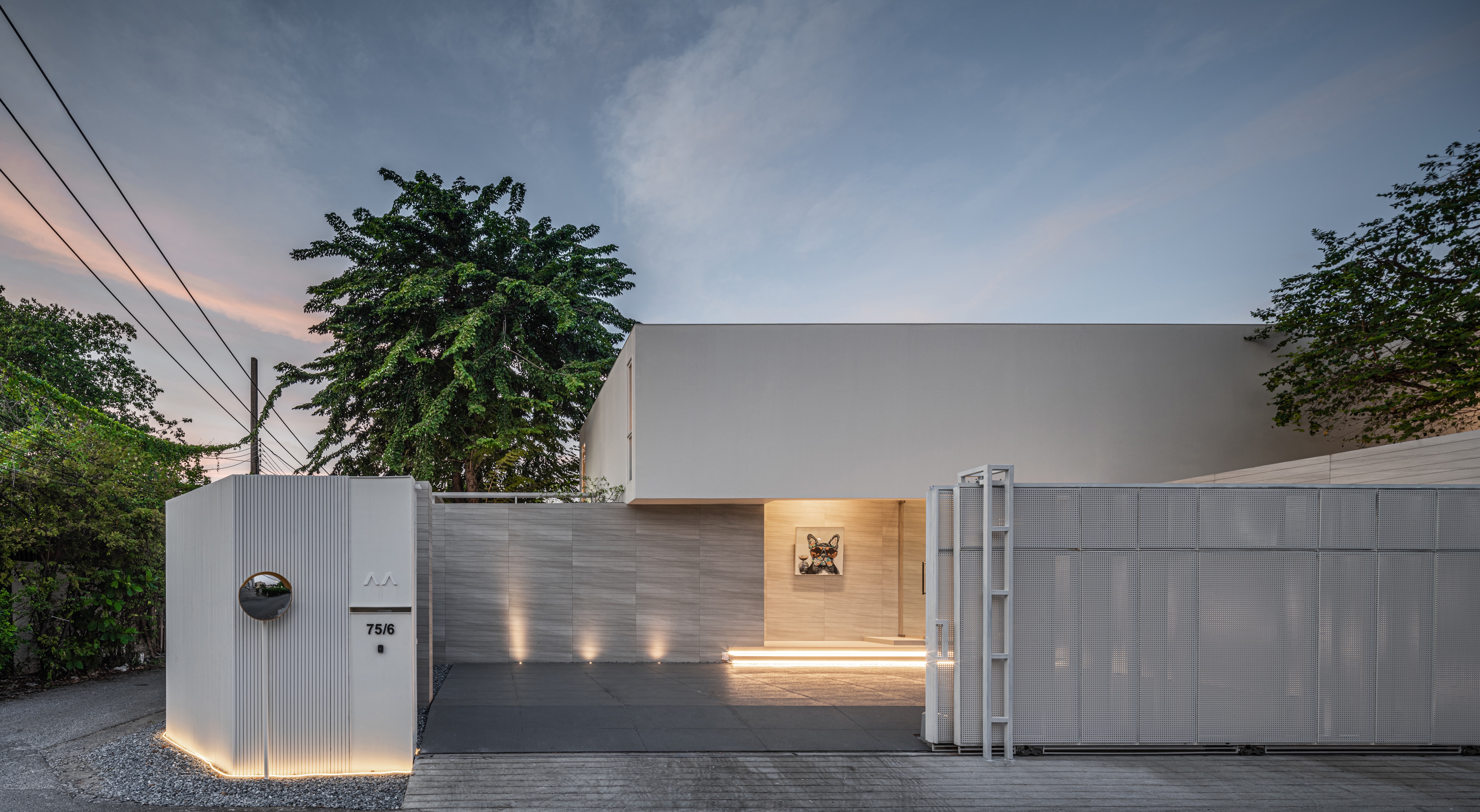 TJ House by one and a half architects - Architizer