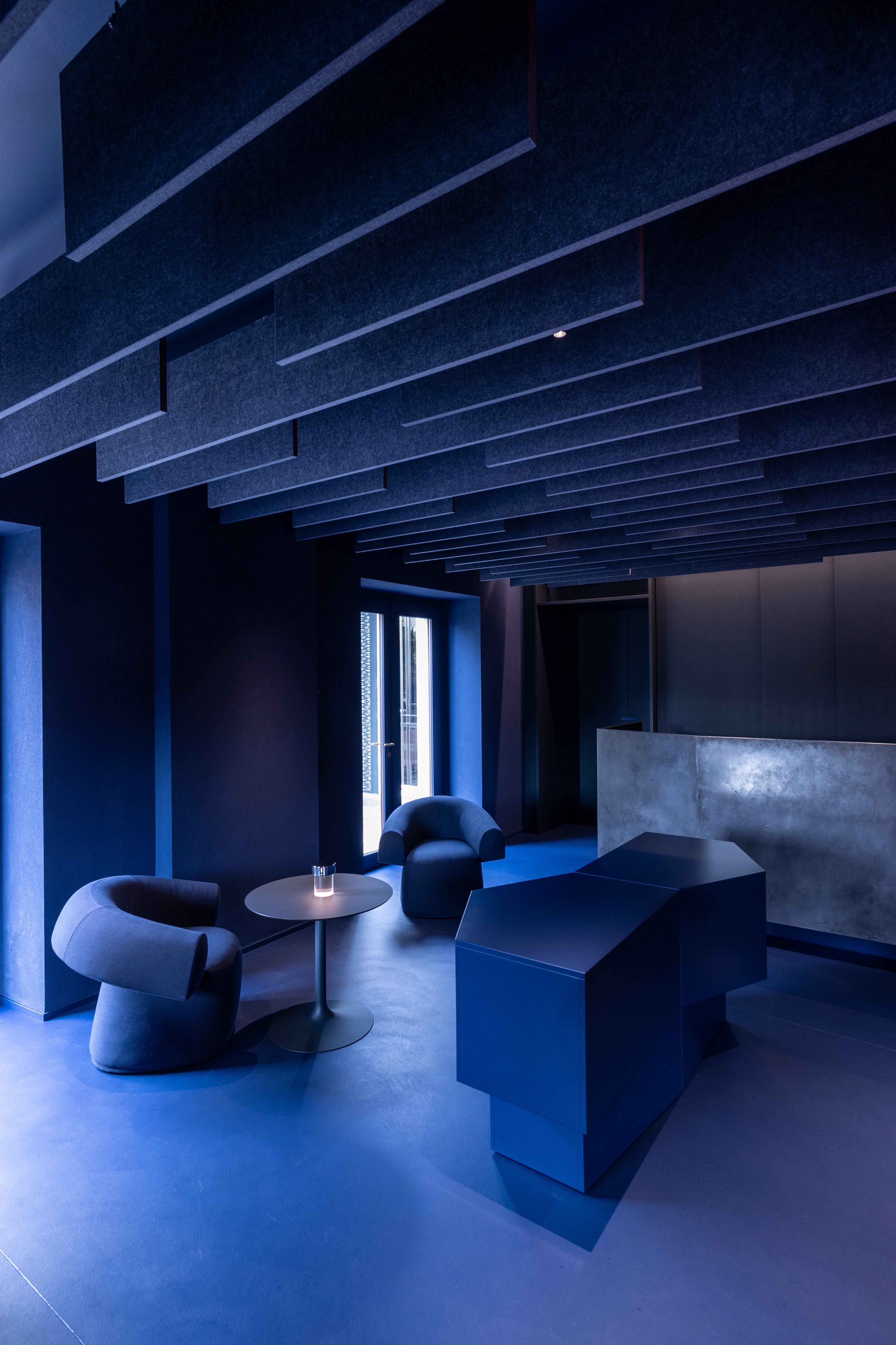 'Blue Lounge' Agli Amici 1887 by Visual Display - Interior Architecture ...