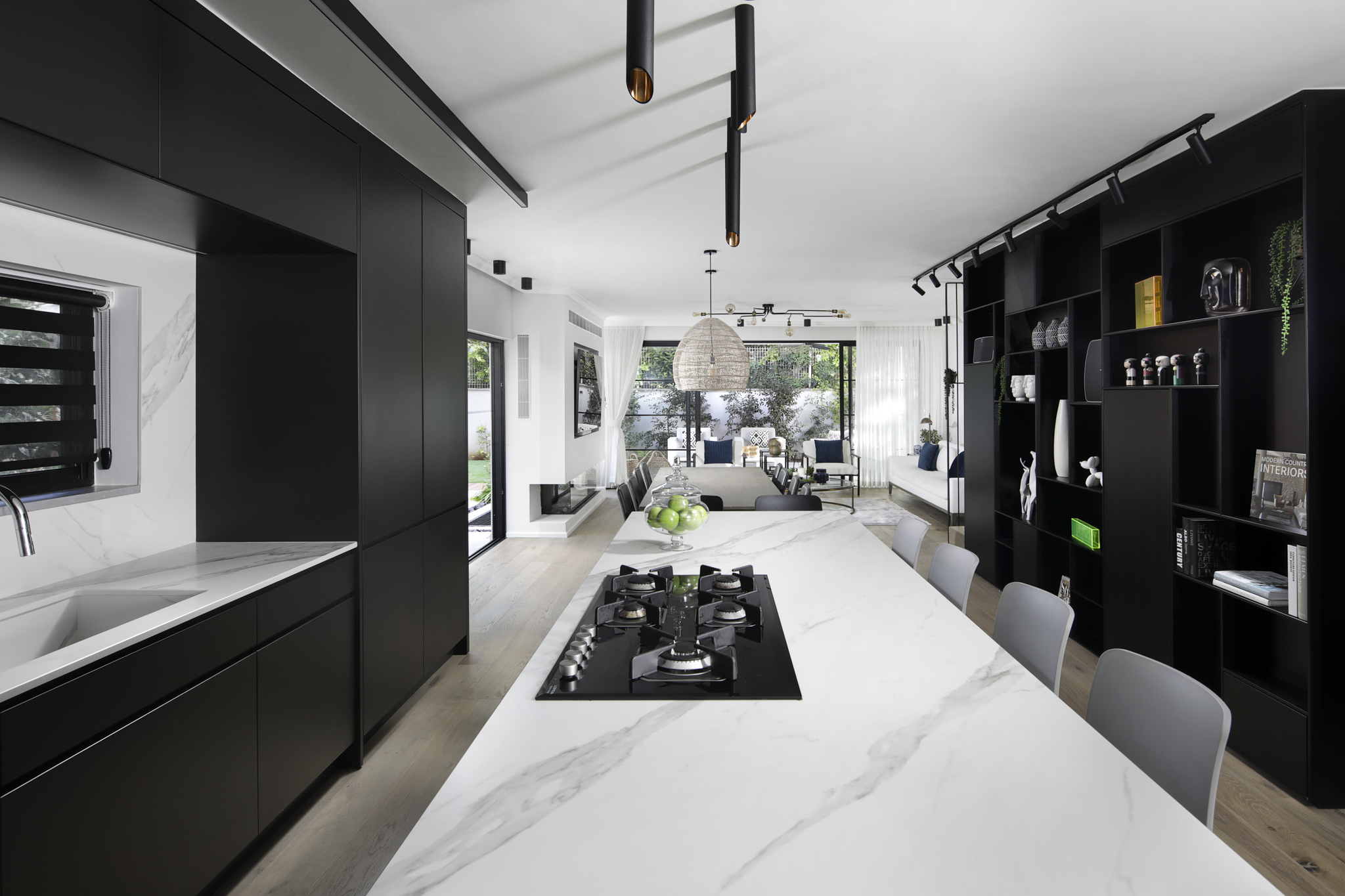 American Style in an Israeli Location by Karen Maimon - Interior design ...