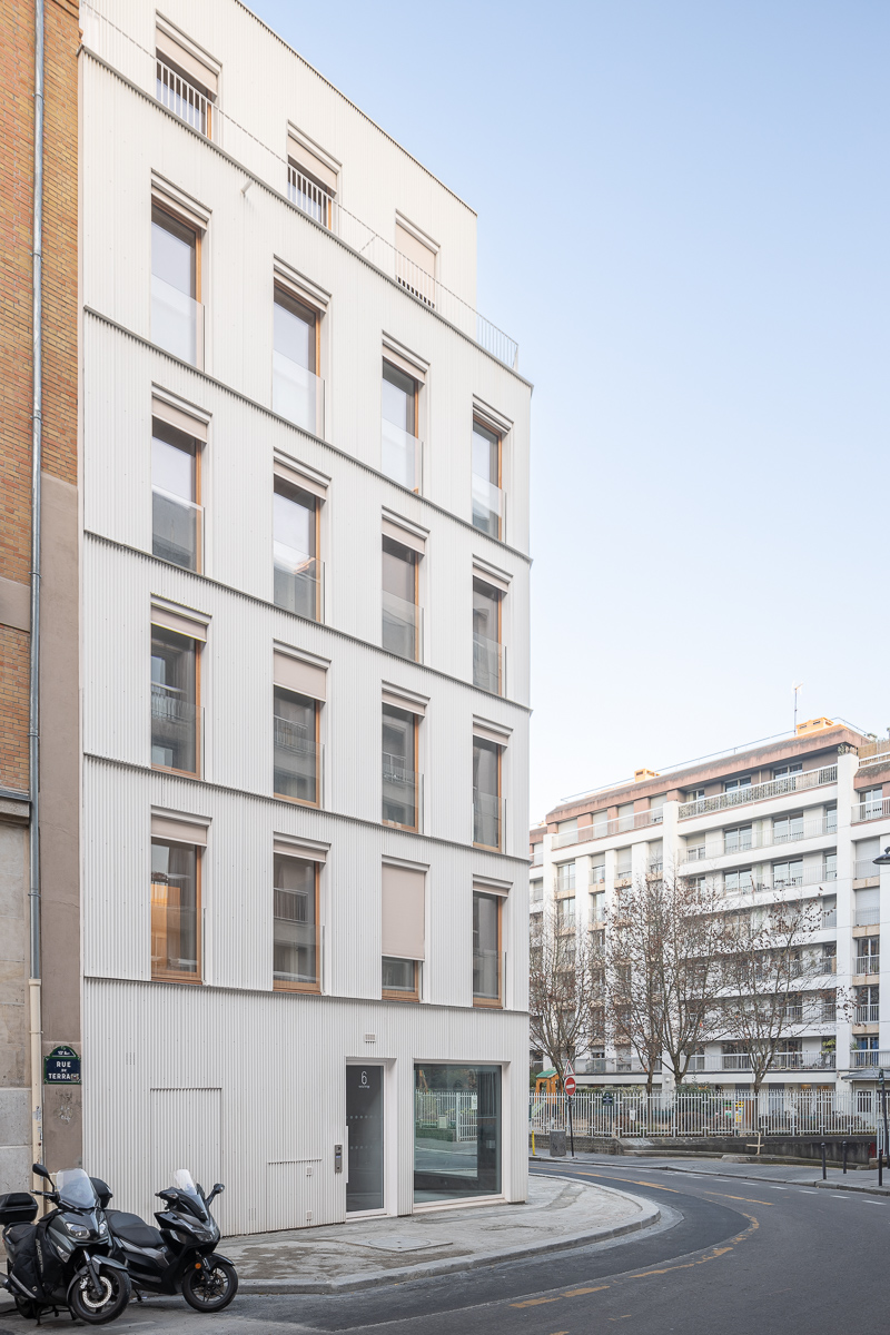 Wooden housing in the centre of Paris by Mobile Architectural Office ...