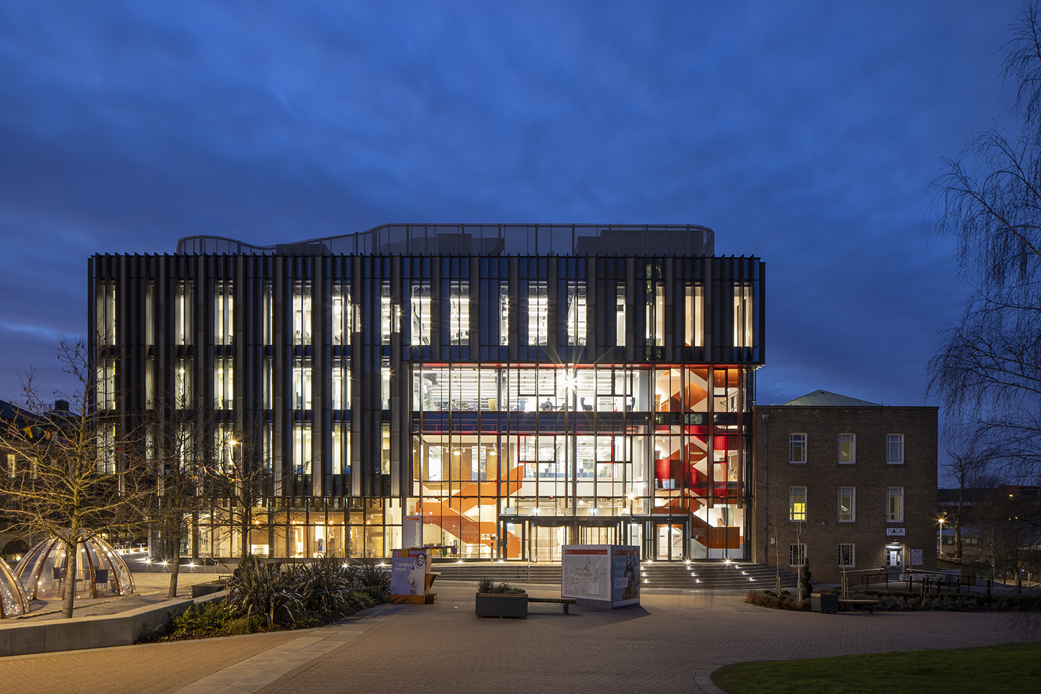 Percy Gee East Wing University of Leicester by Shepheard Epstein Hunter ...