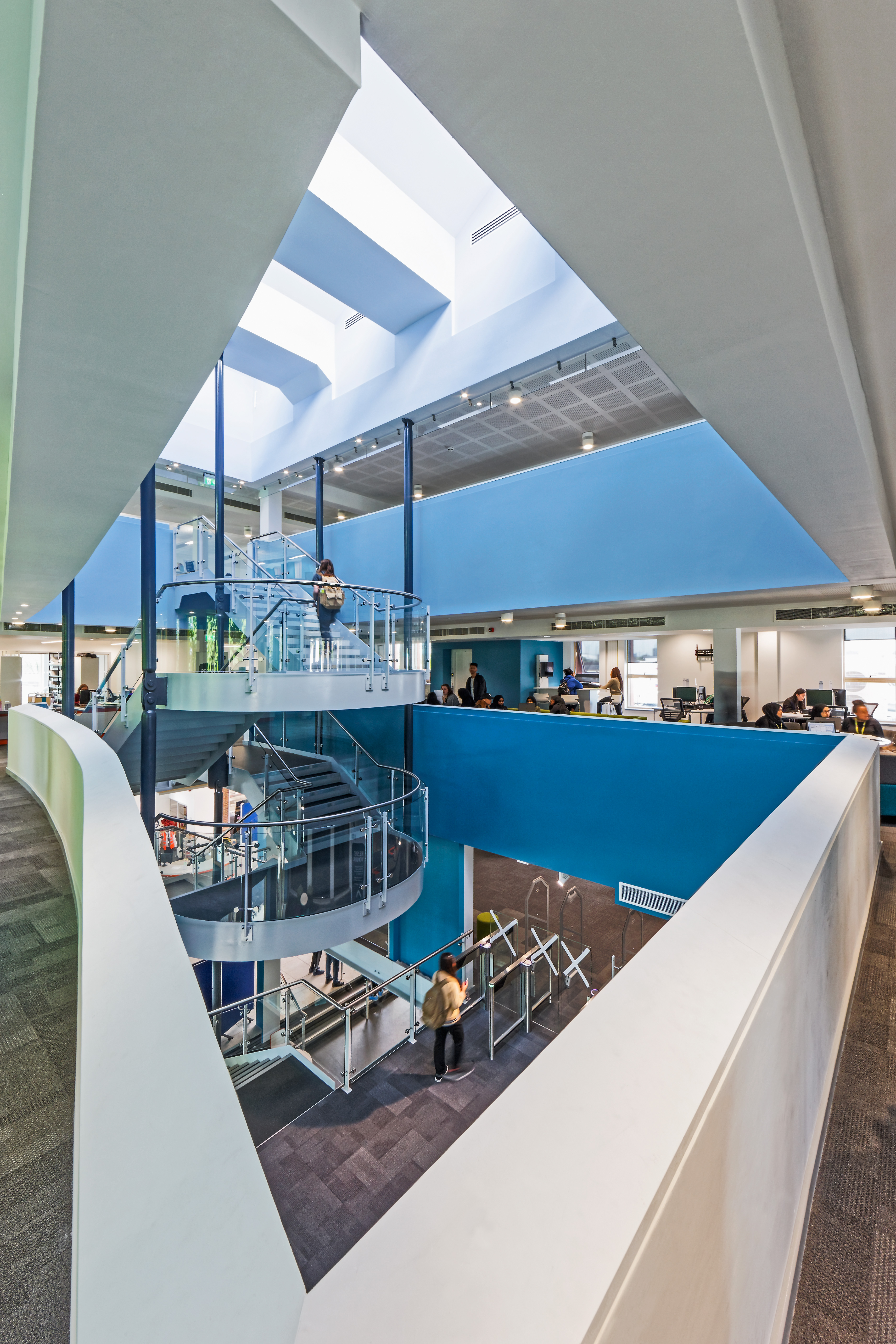 New VIc Sixth Form College by Shepheard Epstein Hunter - Architizer