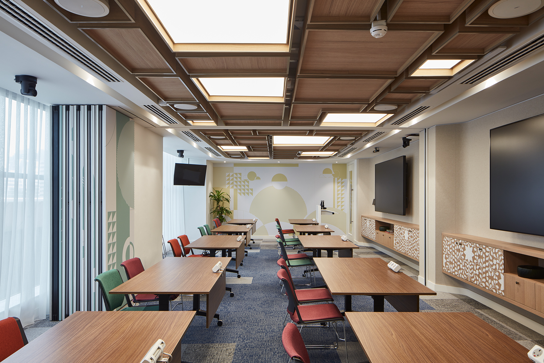 Idea 3589459: LinkedIn MENA Headquarters by SAY Studio in Dubai, United ...