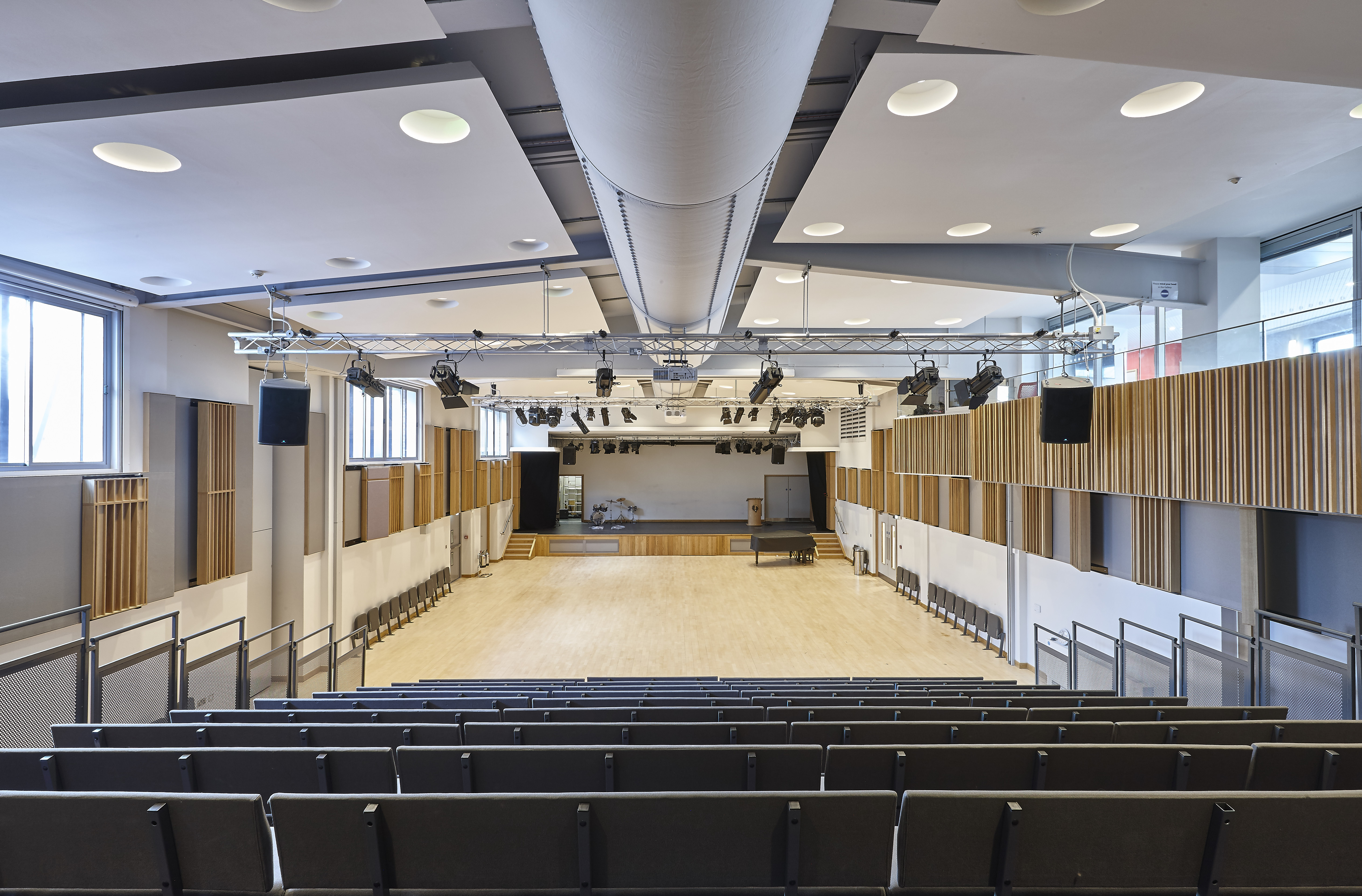 Putney High School Performing Arts Centre by Shepheard Epstein Hunter ...
