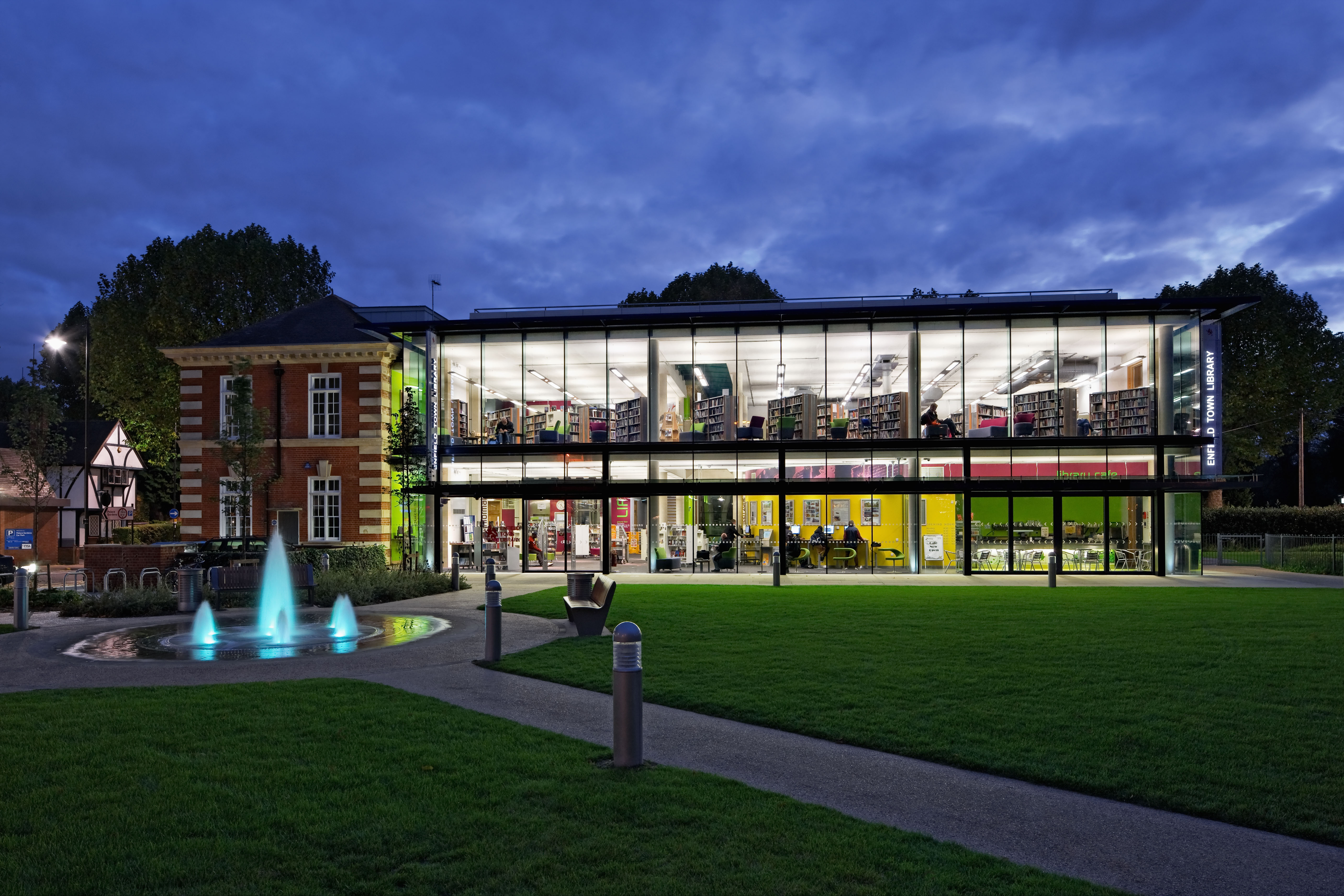 Enfield Town Library by Shepheard Epstein Hunter - Architizer