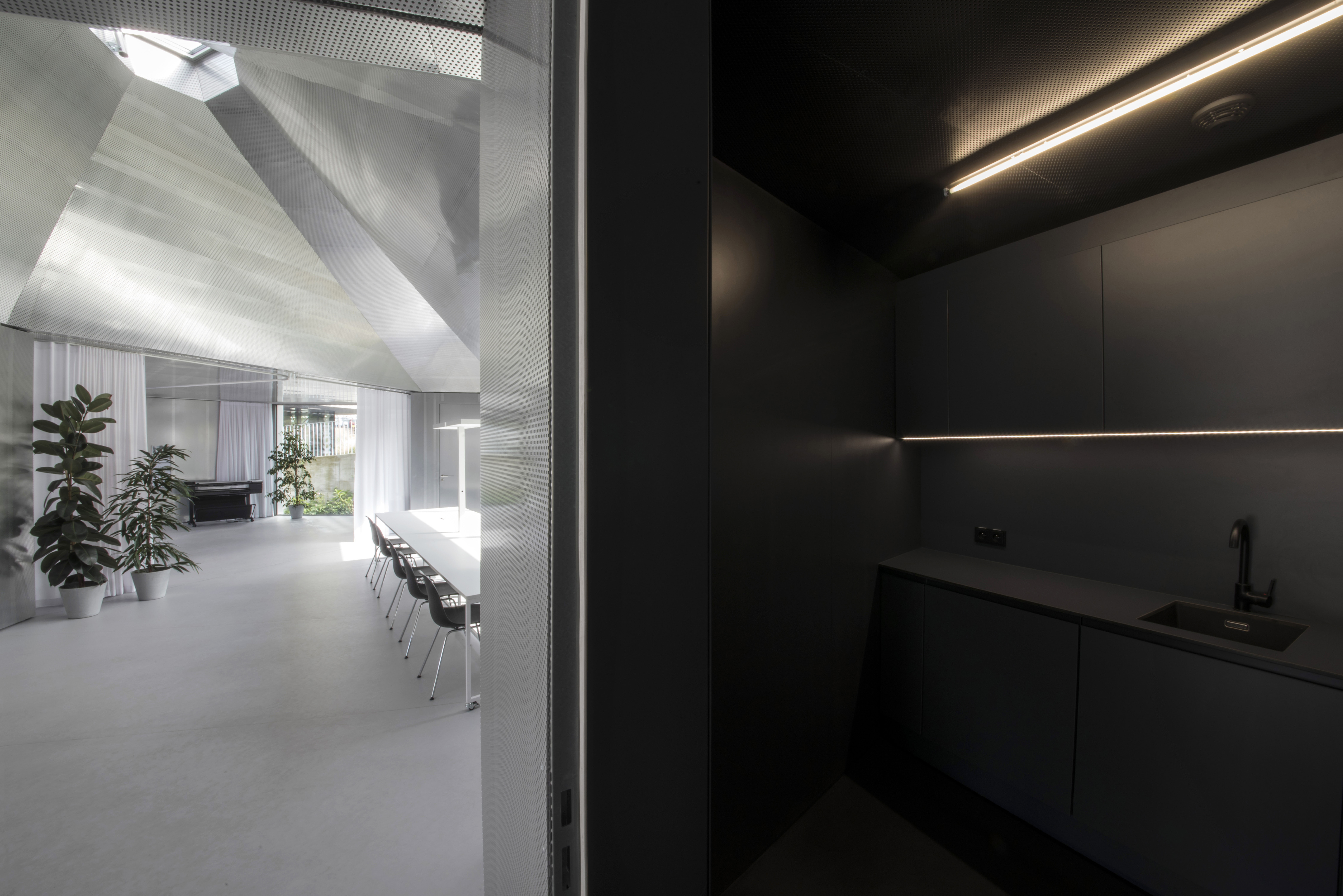 Modular Research Center by CHYBIK + KRISTOF - Architizer