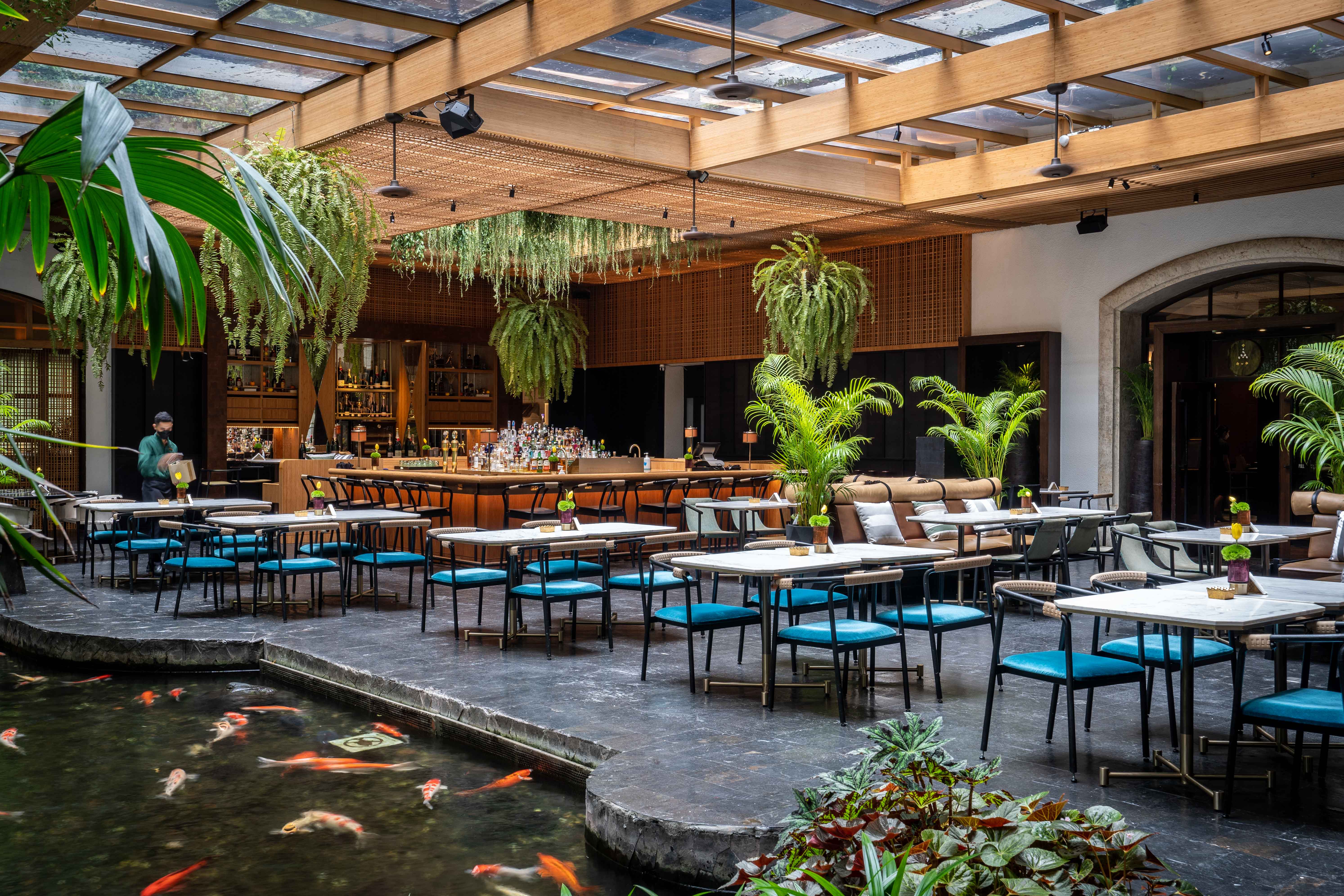 Aqua Bar Bangkok by orbit design studio - Architizer