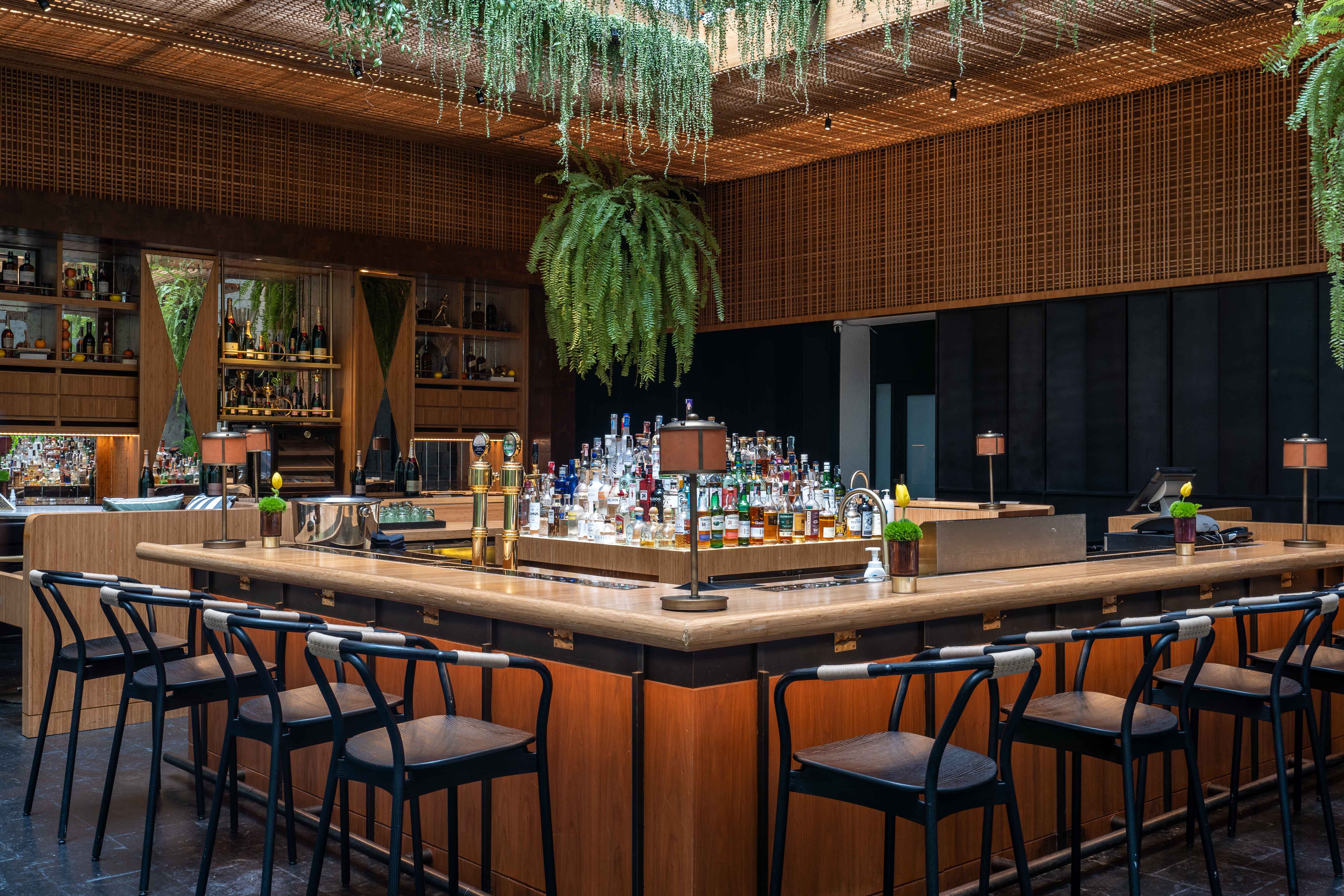Aqua Bar Bangkok by orbit design studio - Architizer