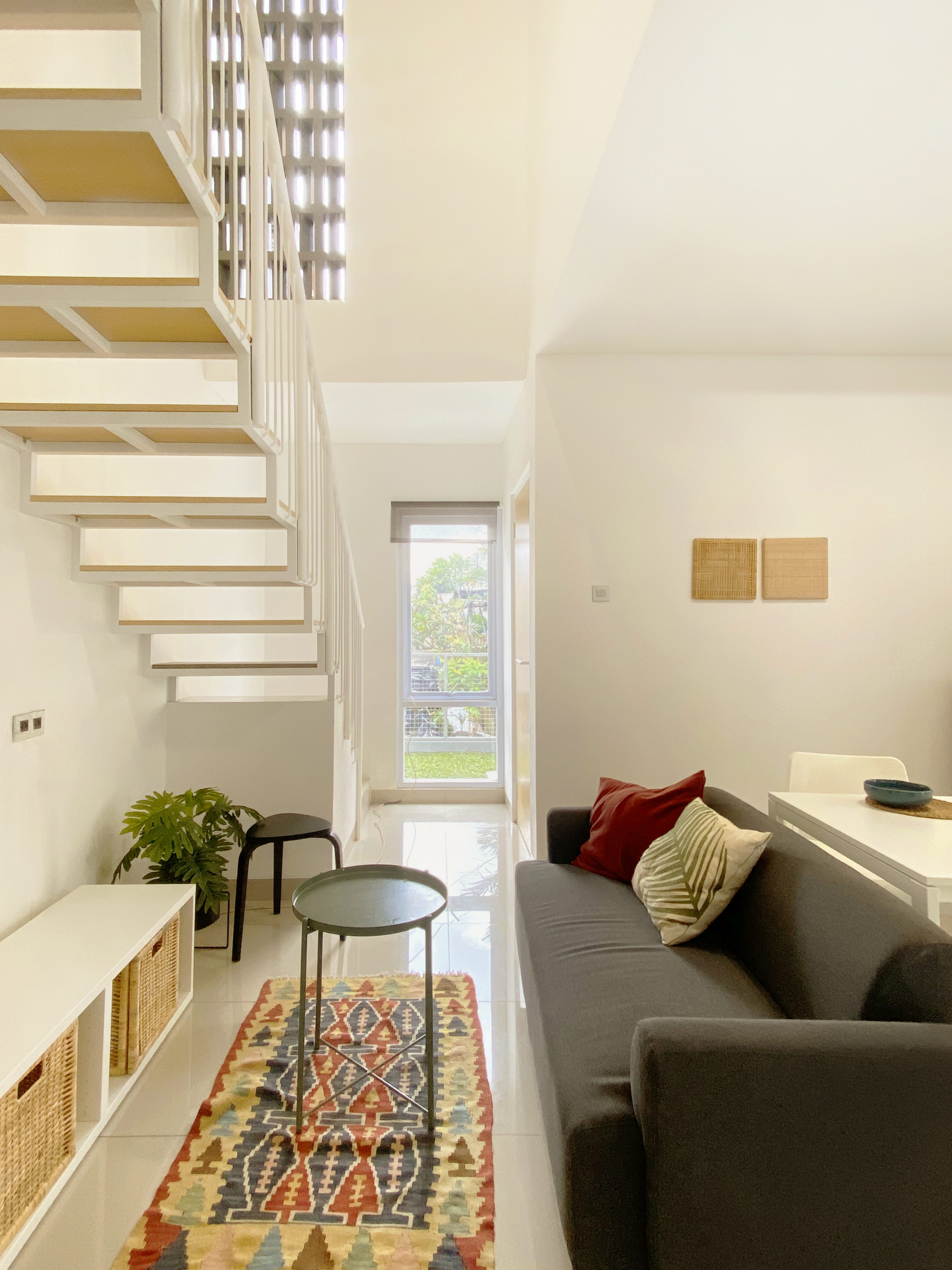 Amular Home: Rooma Aghili & Rooma Aberri by Aaksen Responsible ...