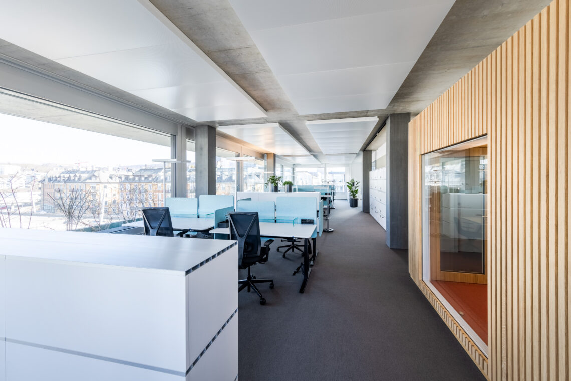 PartnerRe Office by OOS - Architizer