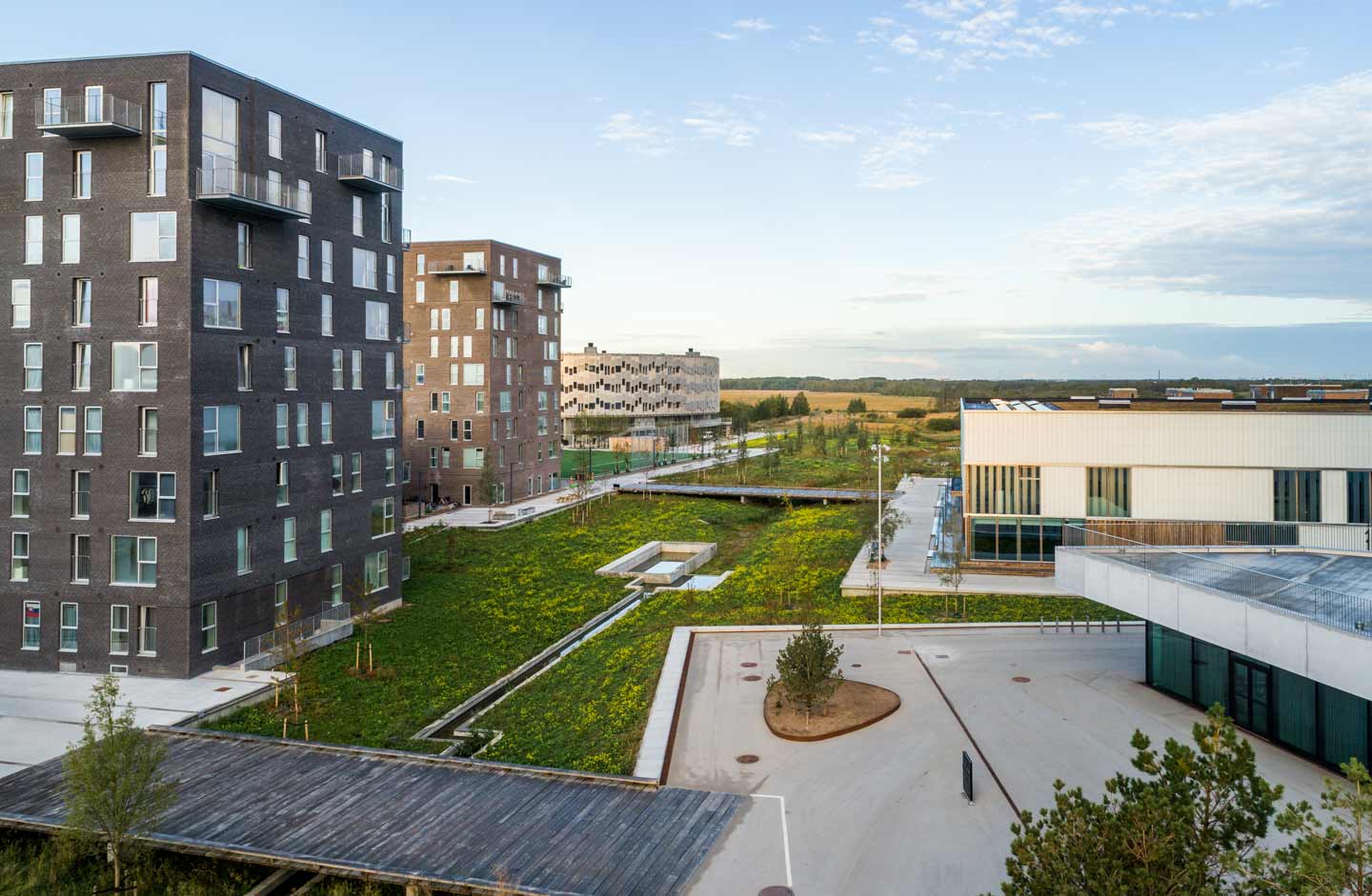 Urban common in the Arena quarter by Gottlieb Paludan Architects ...