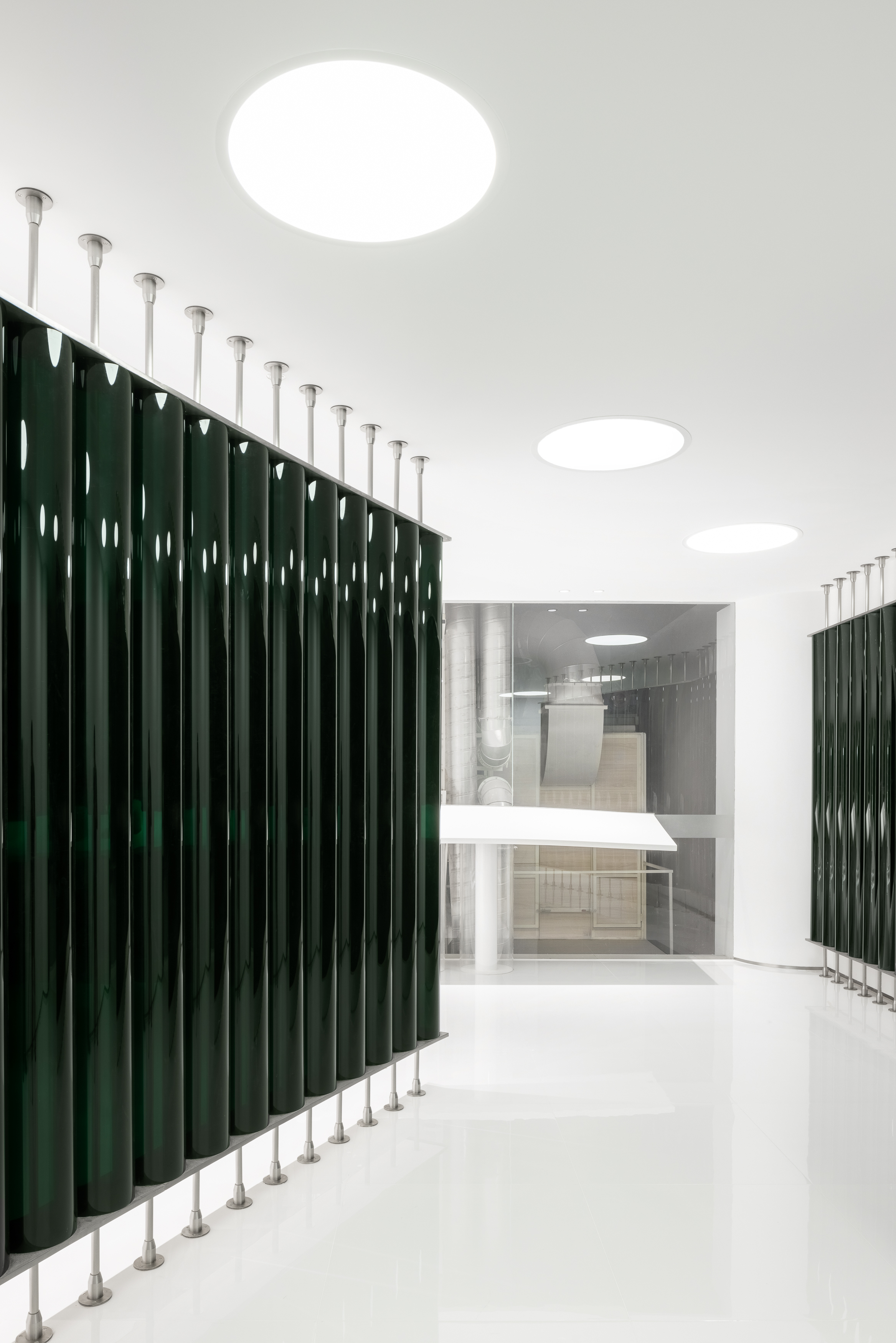 INSIDE OF é é é - Symbiosis of flagship factory and retail by Greater ...
