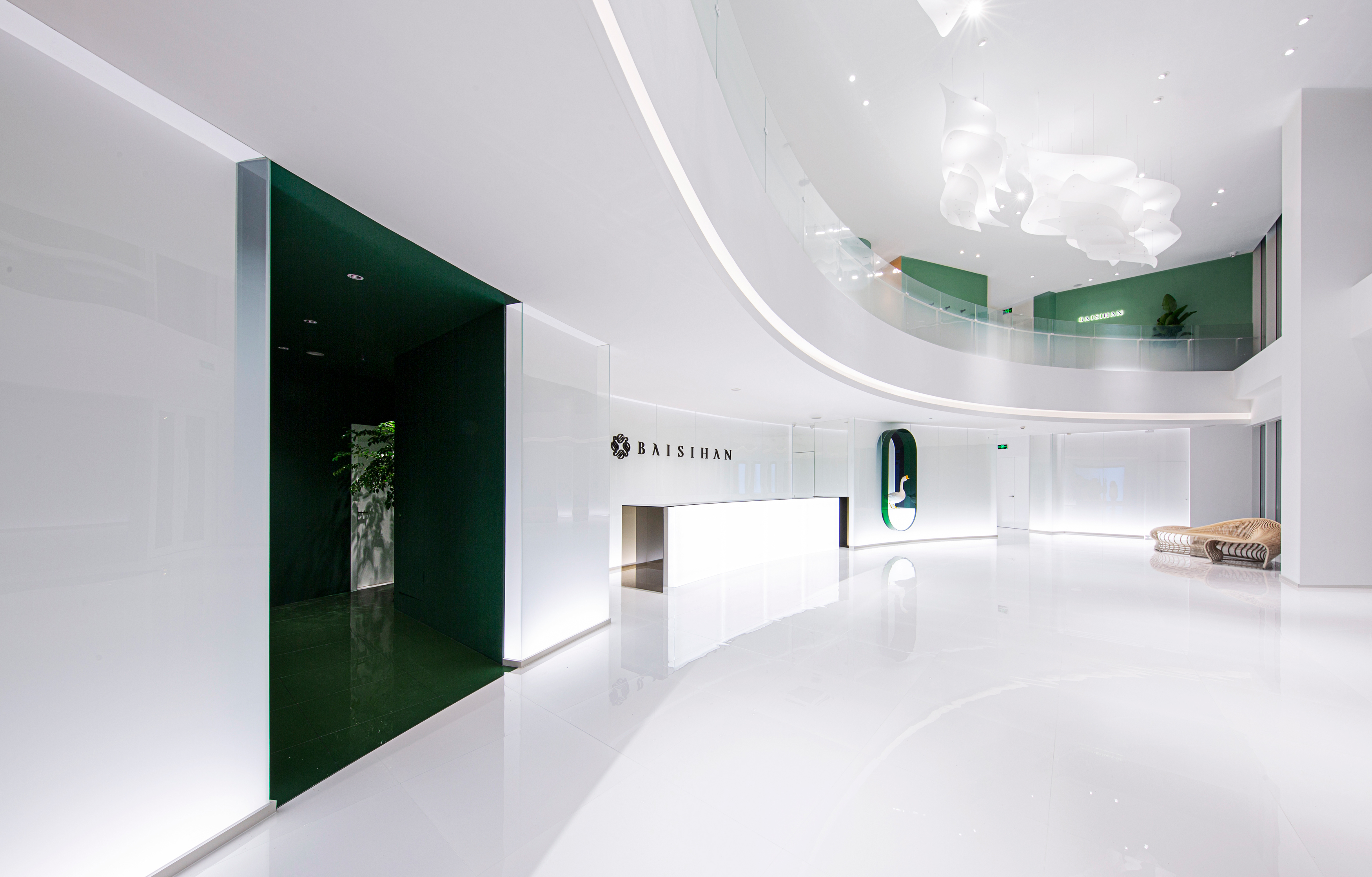 INSIDE OF é é é - Symbiosis of flagship factory and retail by Greater ...