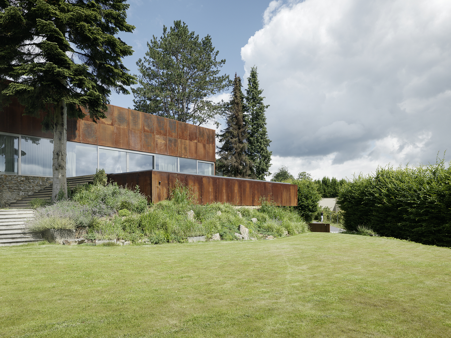 Deconstructed House by INNOCAD architecture - Architizer