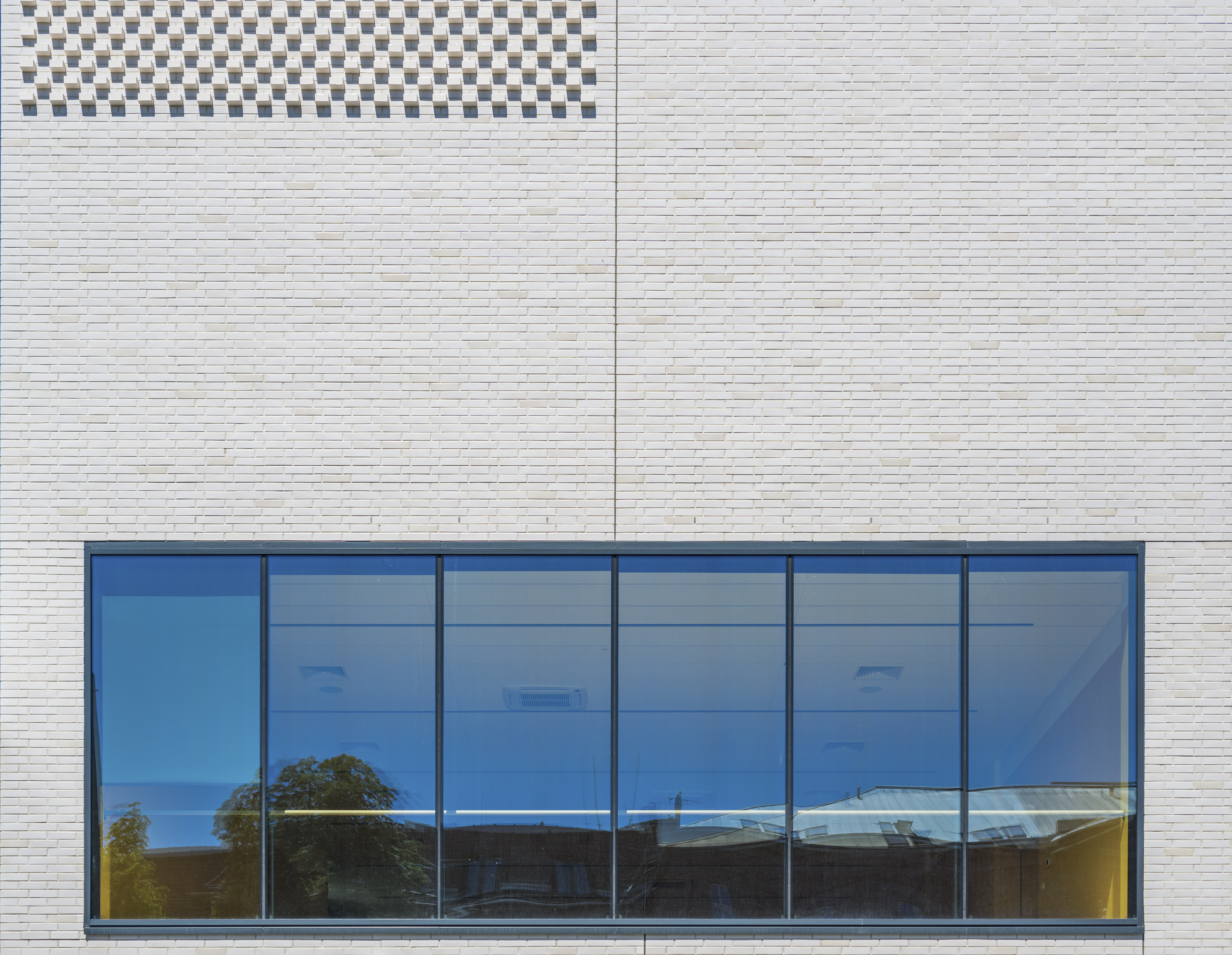 Hybrid sports complex with fencing hall by arch_it piotr zybura ...