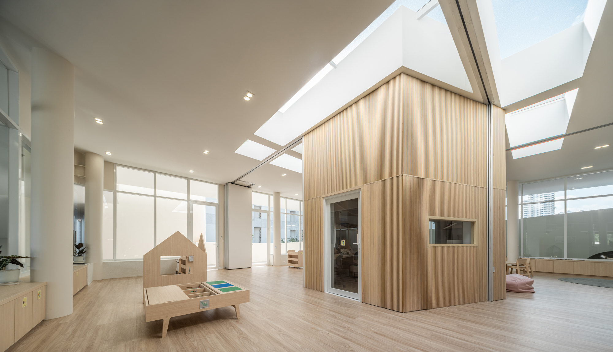 Idea 3604332: HEI Schools Bangkok by ForX Design Studio in Bangkok ...