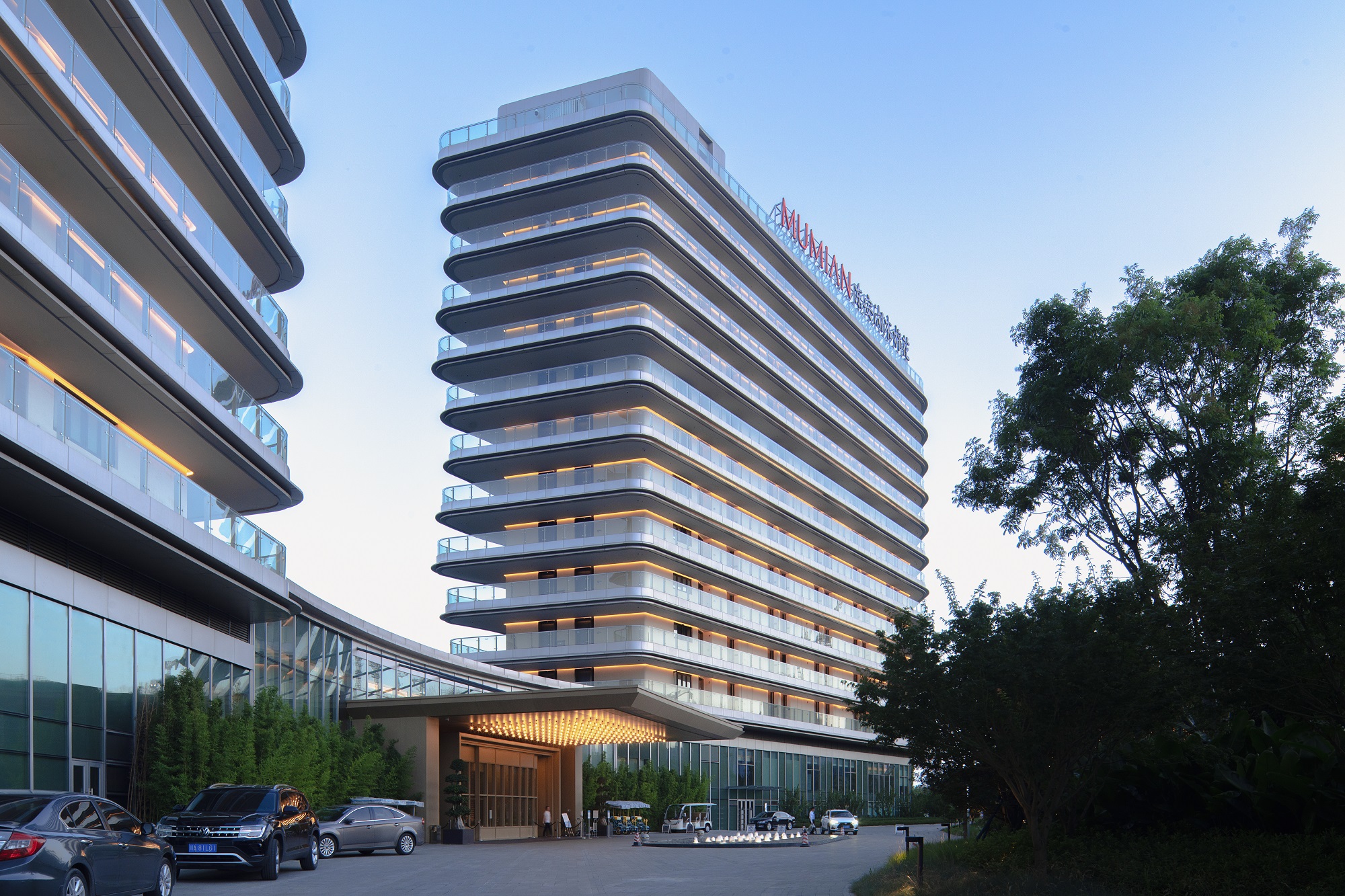 Mumian Chengdu Dong’an Lake to redefine a New Leisure and Resort Destination by Aedas - Architizer