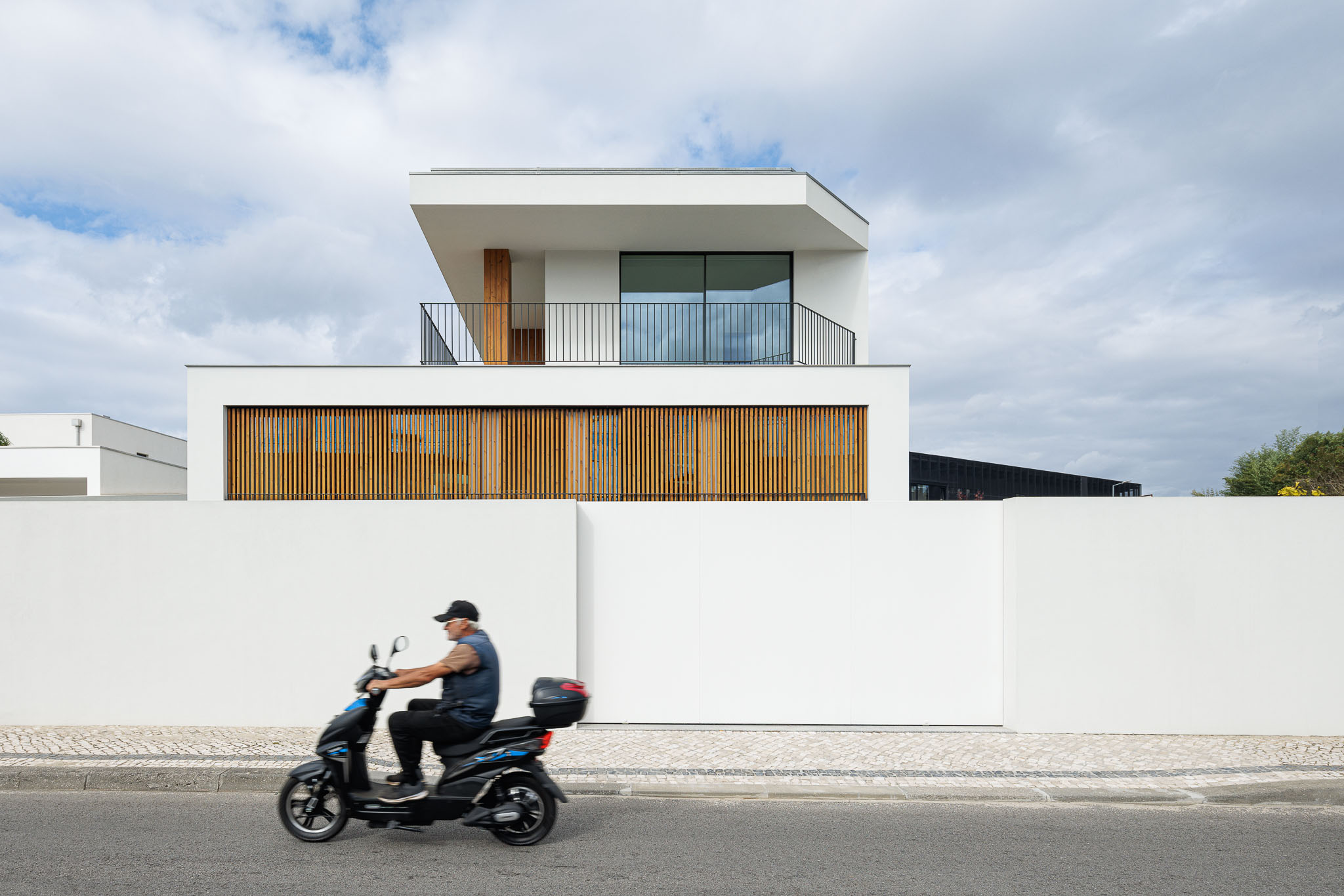 R.P. House by Atelier d'Arquitectura Lopes da Costa - Architizer
