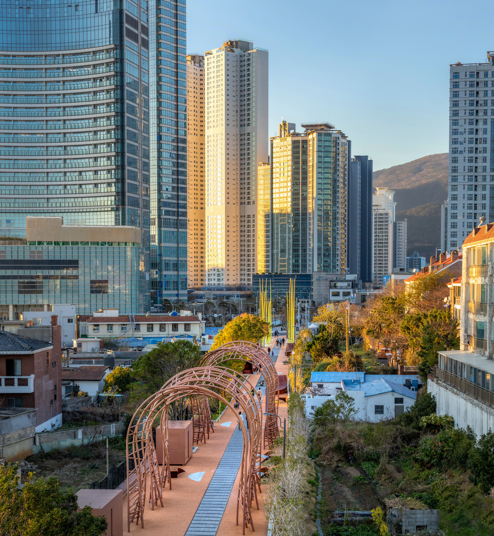Blue Line Park by Migliore+Servetto - Architizer