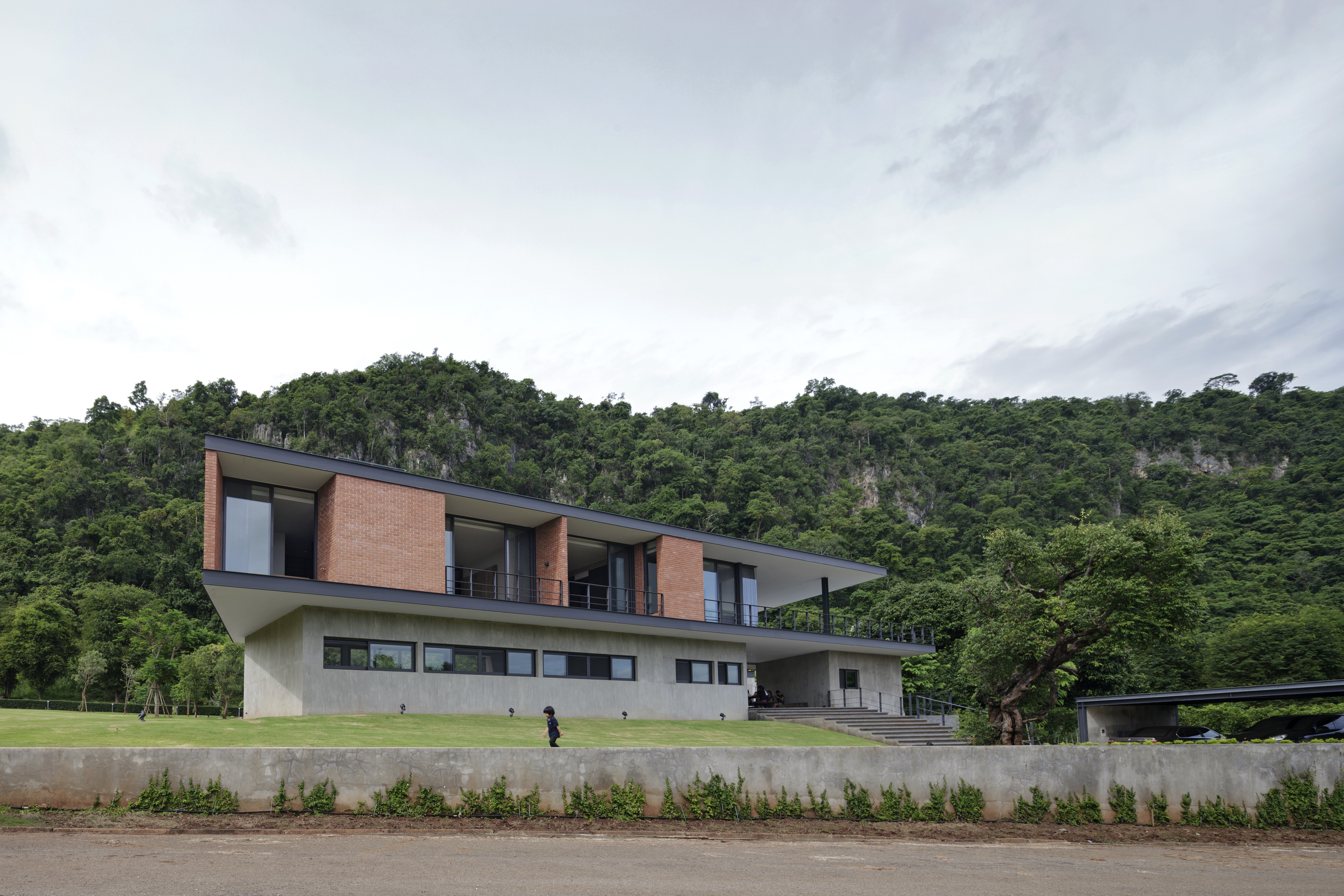 Khaoyai House by I LIKE DESIGN STUDIO - Architizer