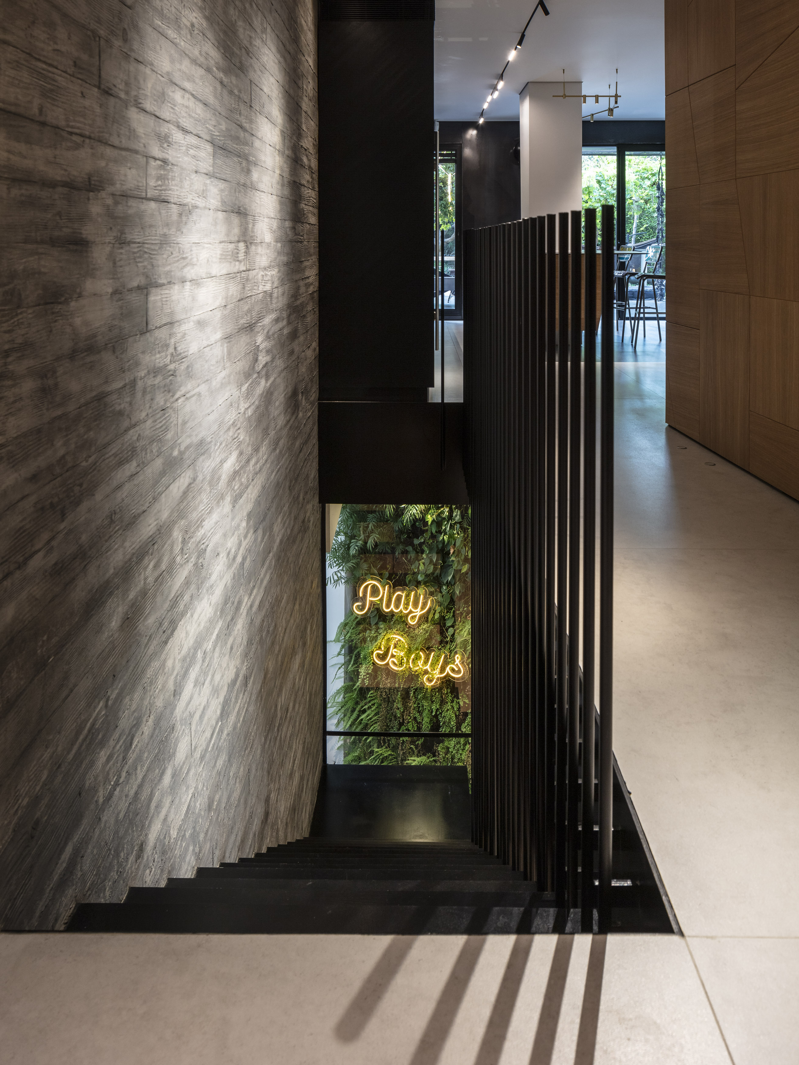 KNYE3 2 - NORTHERN STAR GARDEN APARTMENT IN NORTH TEL AVIV by Yaron ...