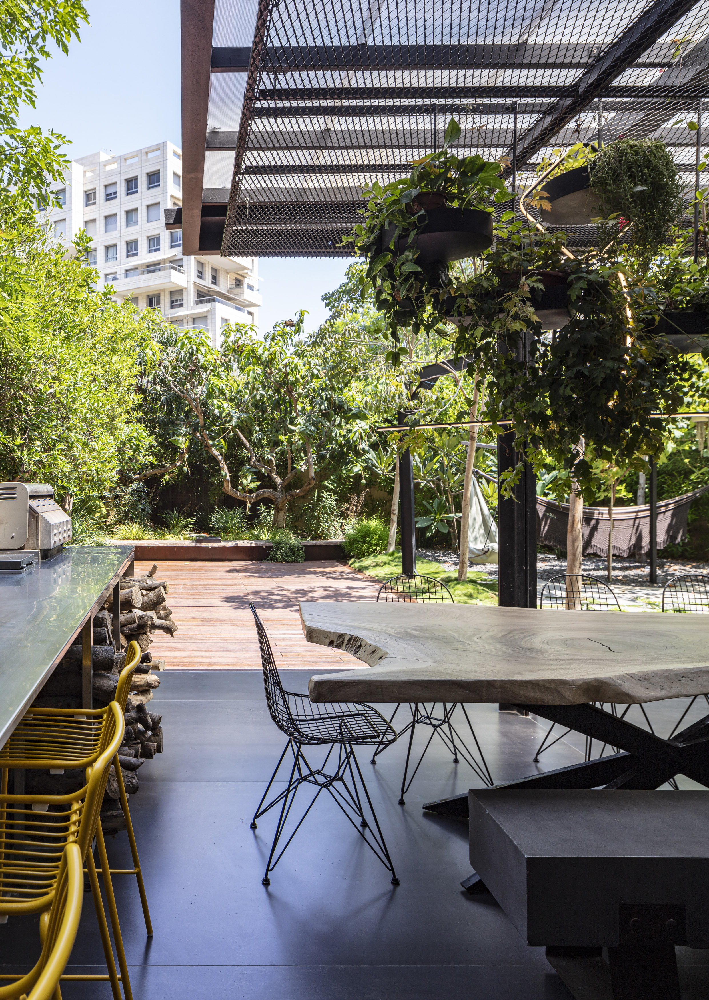 KNYE3 2 - NORTHERN STAR GARDEN APARTMENT IN NORTH TEL AVIV by Yaron ...