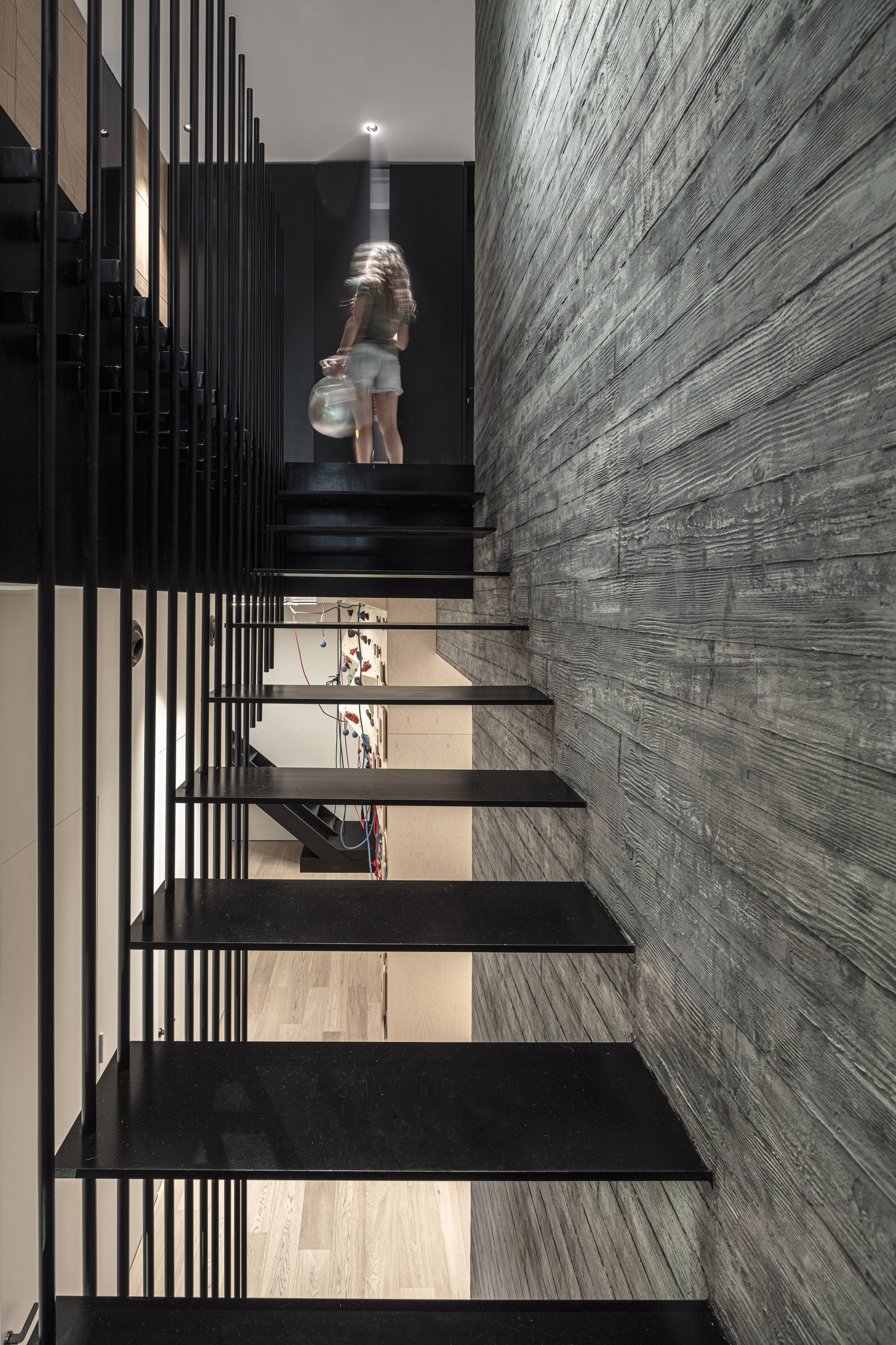 KNYE3 2 - NORTHERN STAR GARDEN APARTMENT IN NORTH TEL AVIV by Yaron ...