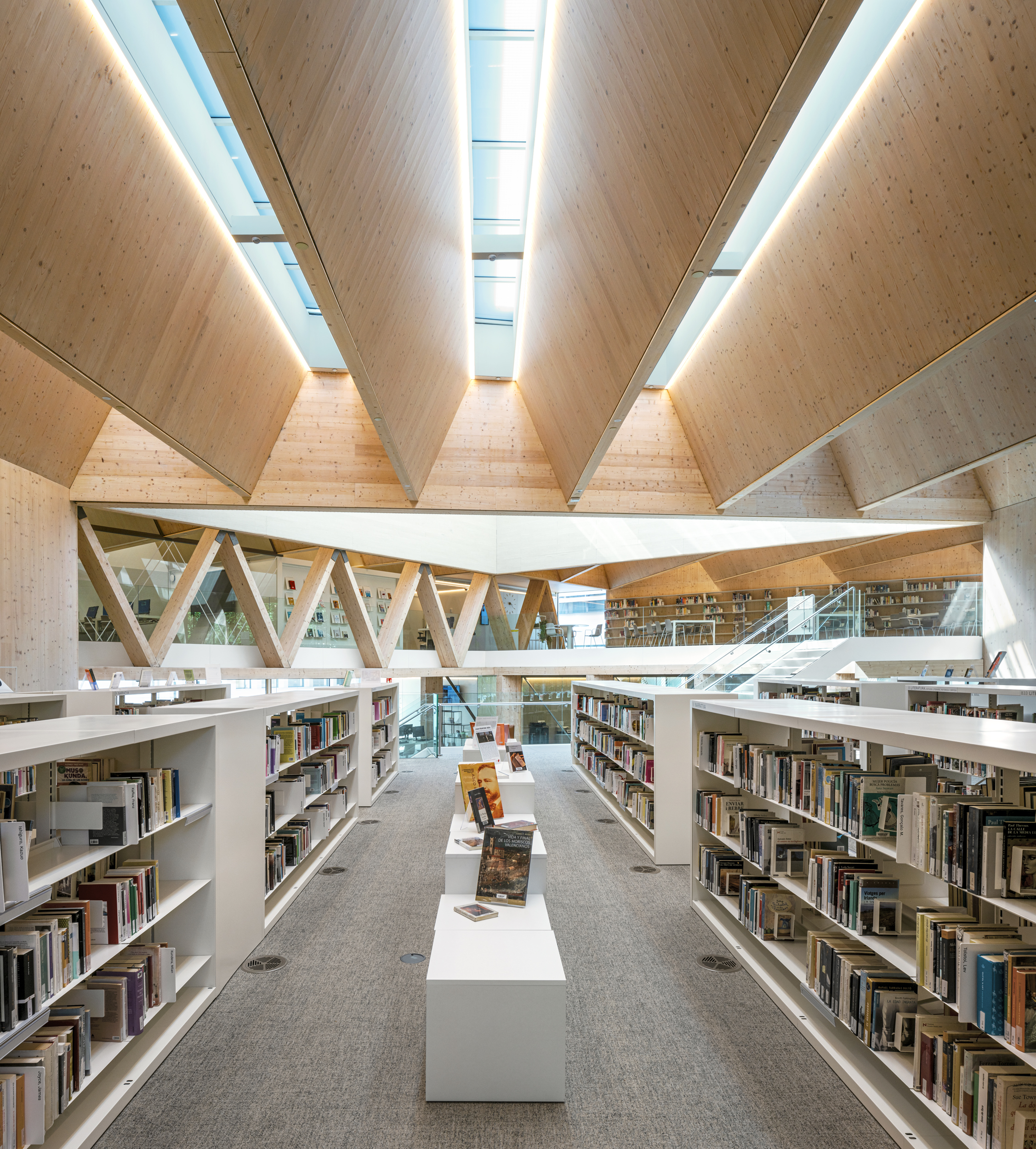 Gabriel García Márquez Library by SUMA architecture - Architizer