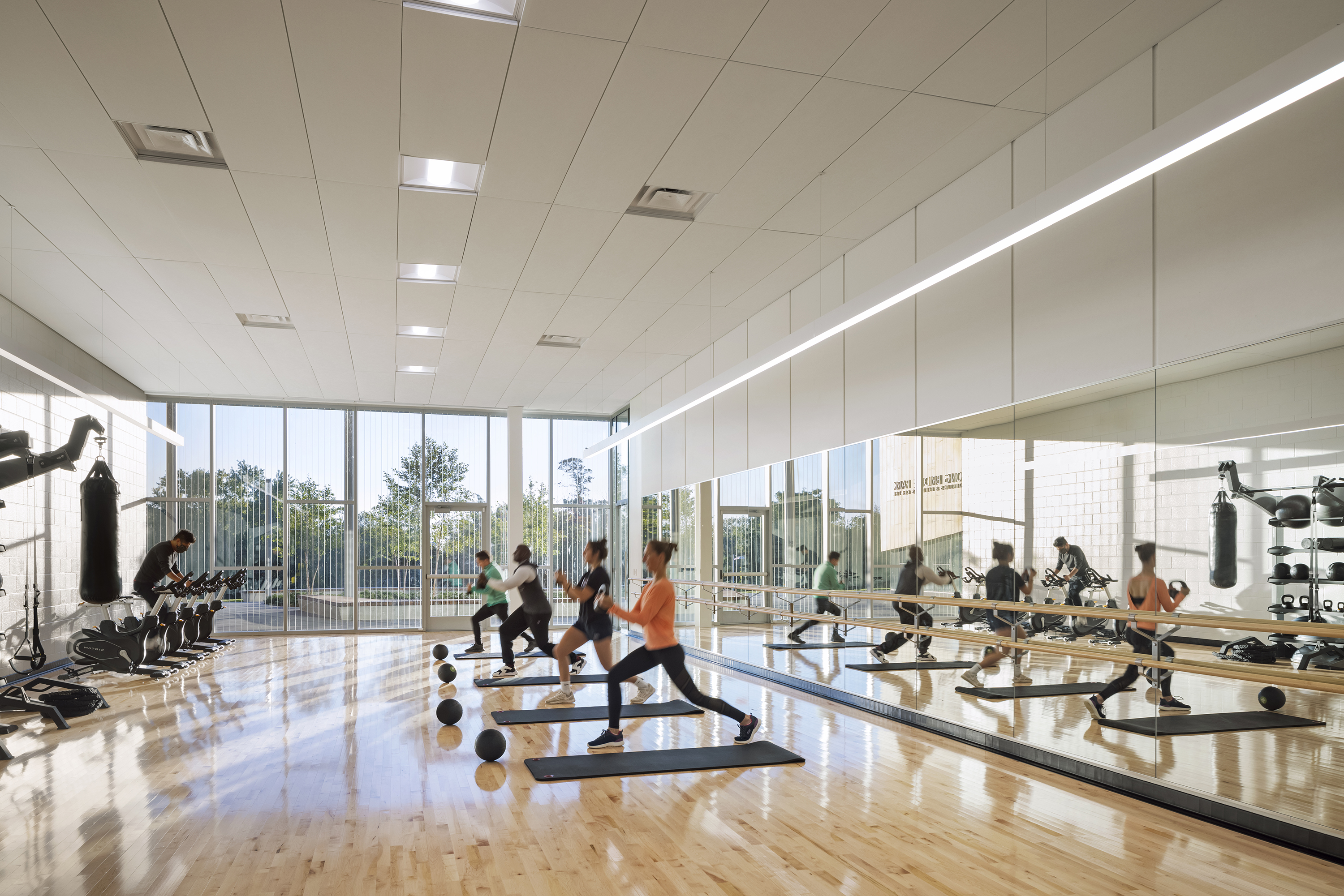 Long Bridge Park Aquatics and Fitness Center by MJMA Architecture ...