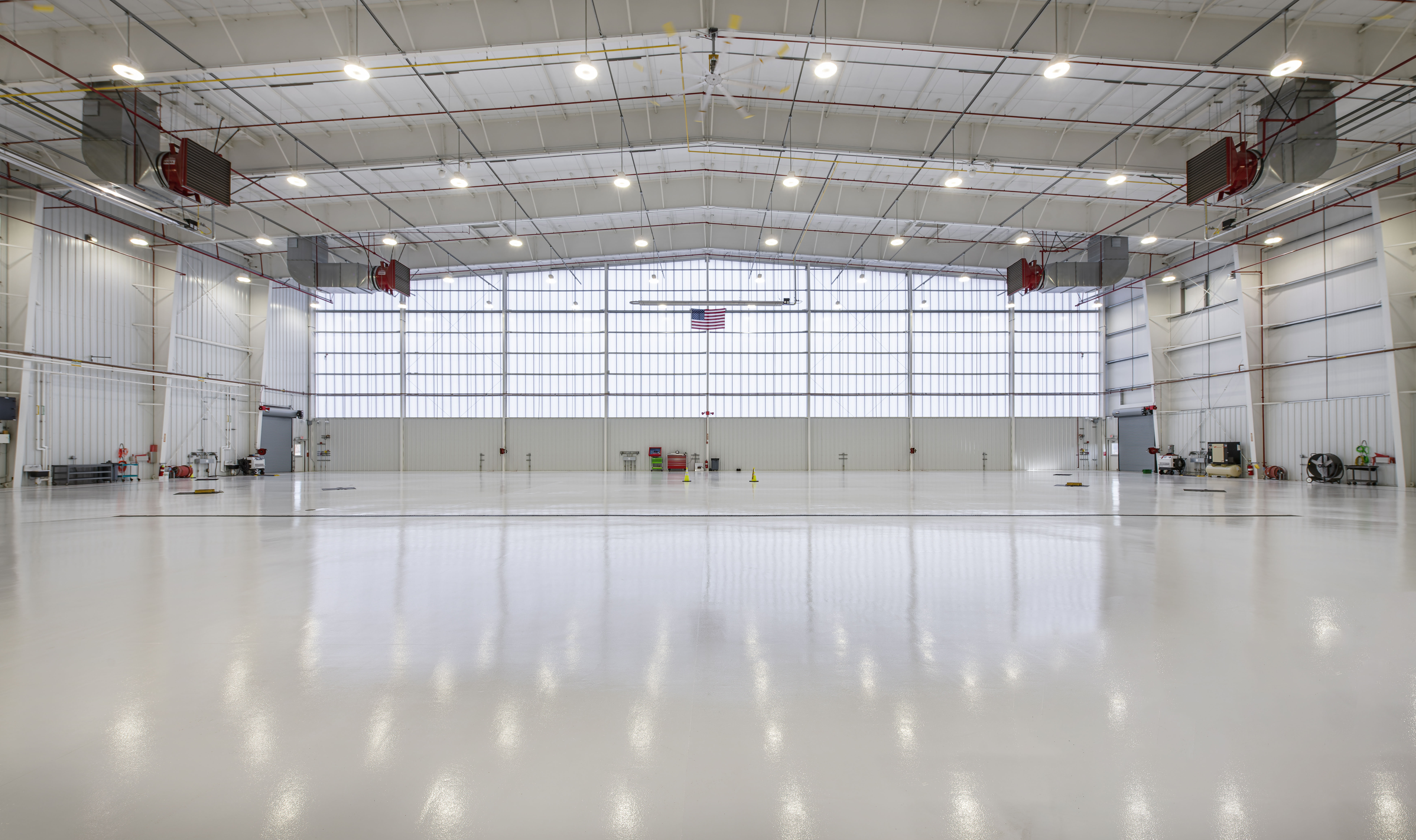 Corporate Flight Operations Center by DCM-AE - Architizer