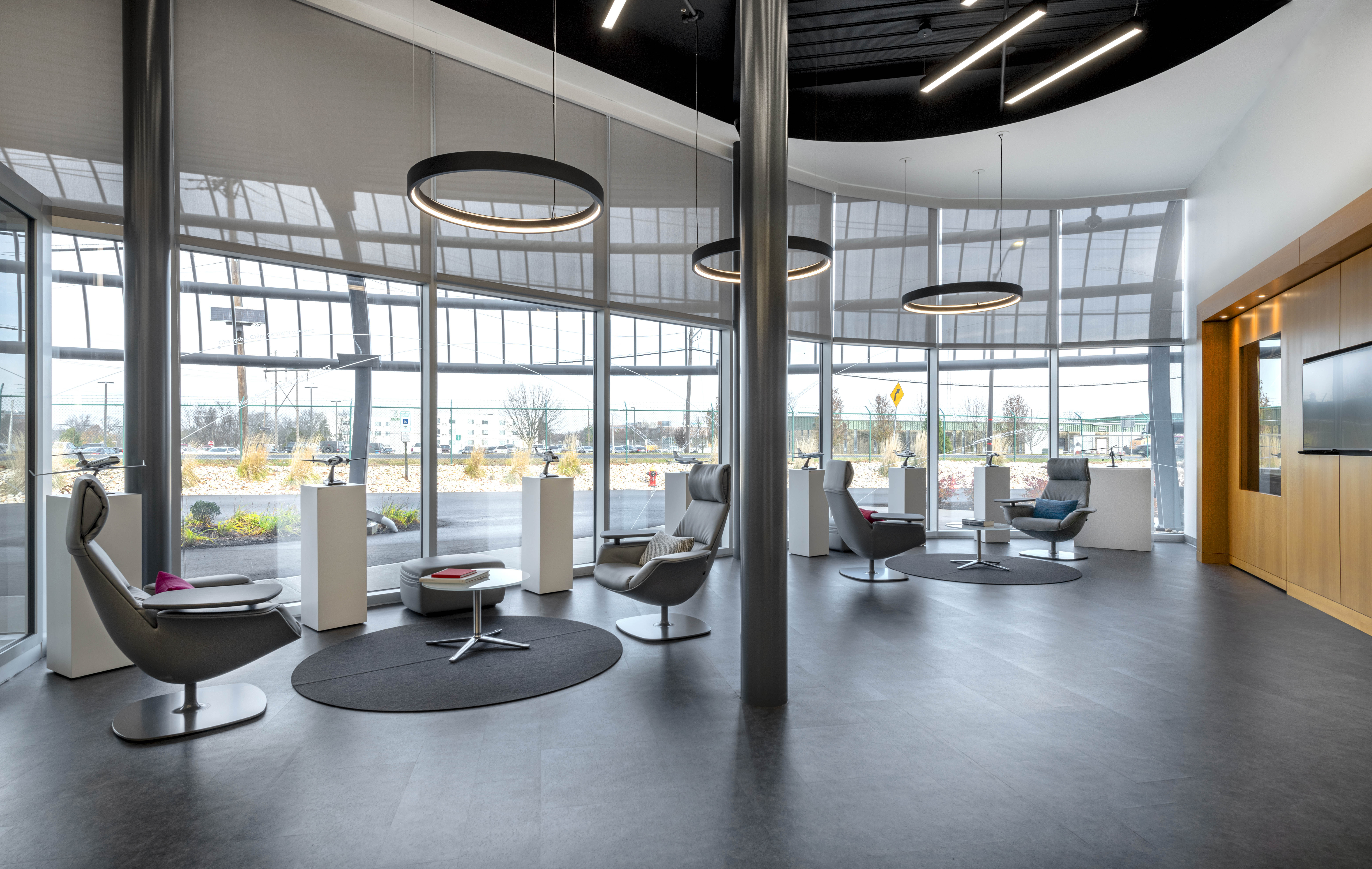 Corporate Flight Operations Center by DCM-AE - Architizer