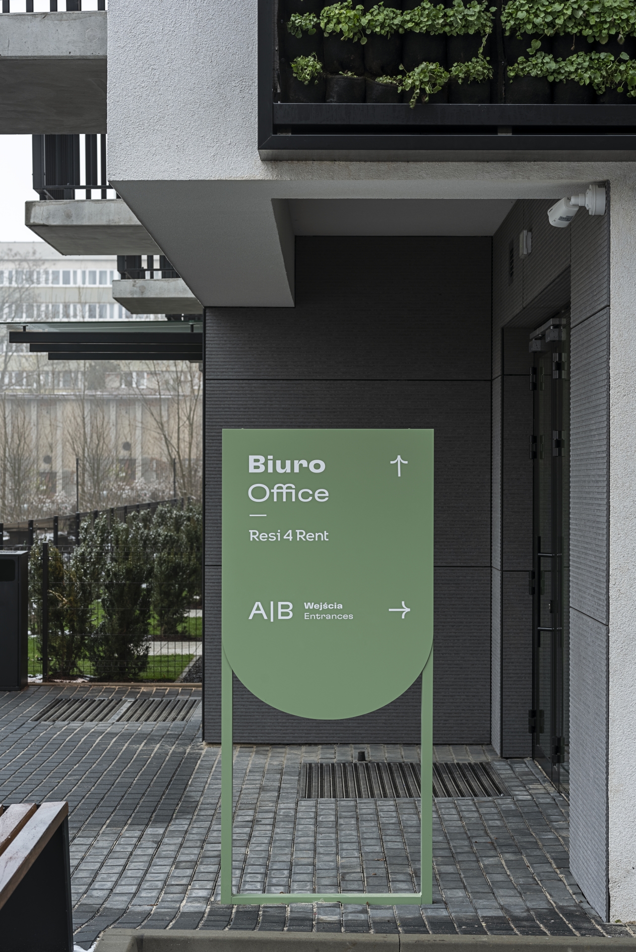 Wayfinding system & environmental graphics for Resi4Rent building in ...