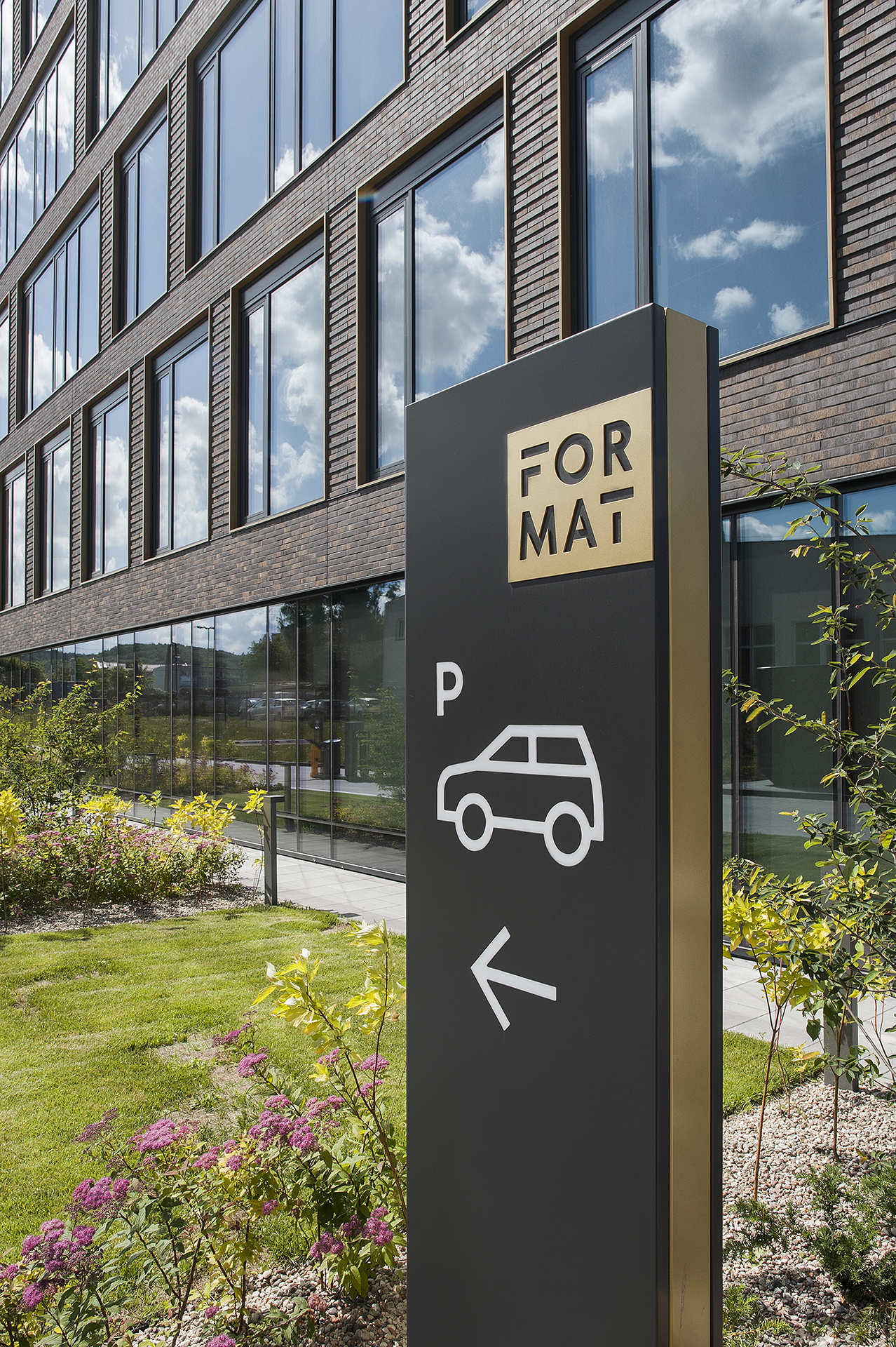 Wayfinding system & environmental graphics for Format office building ...