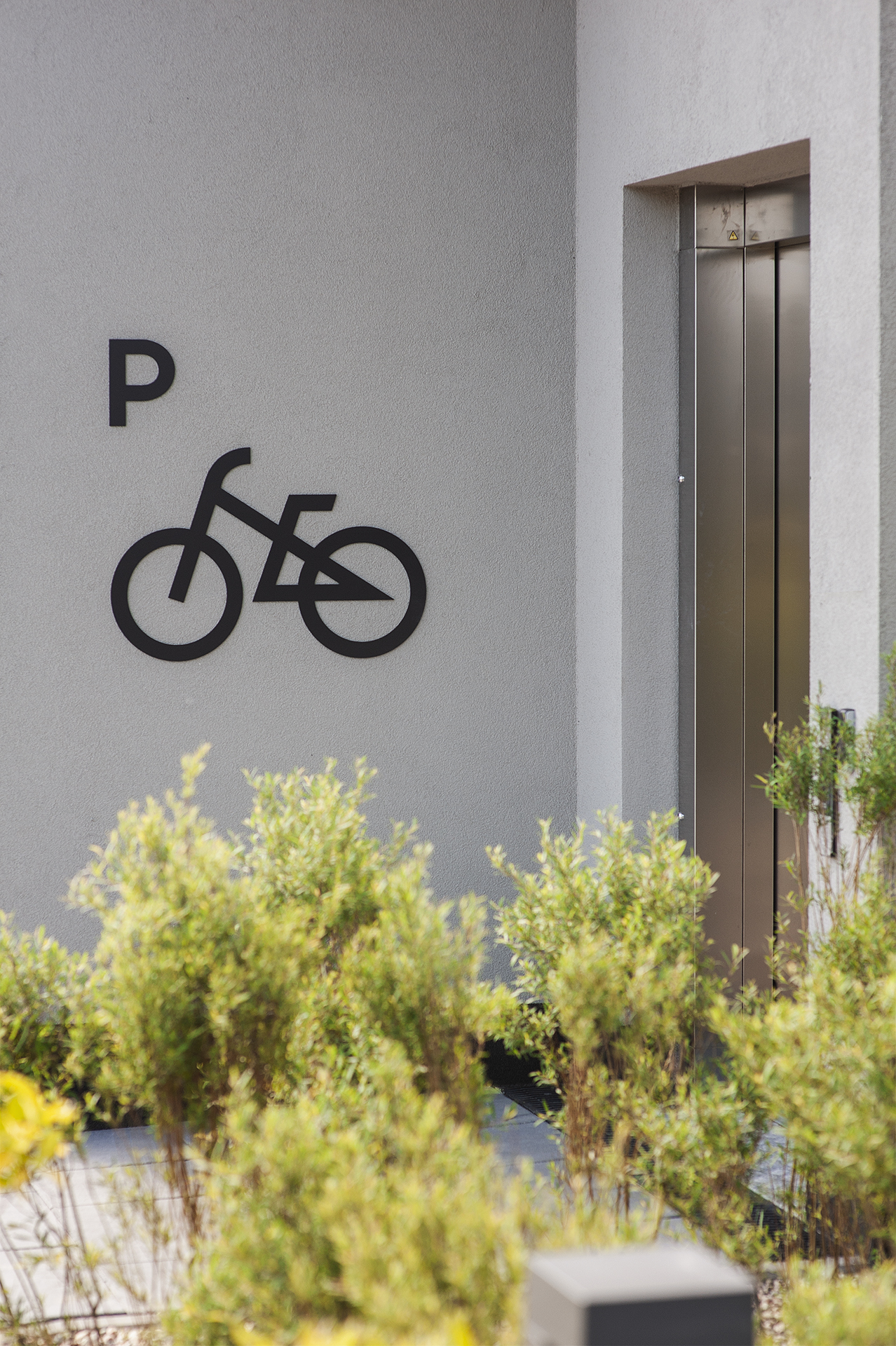 Wayfinding system & environmental graphics for Format office building ...