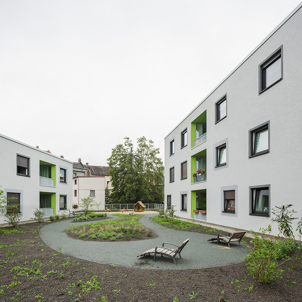 IQ Experimental Subsidized Housing in Selb, Germany (IQ innerstädtische ...