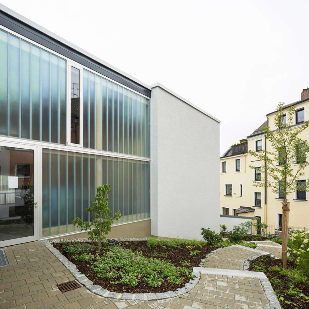 IQ Experimental Subsidized Housing in Selb, Germany (IQ innerstädtische ...