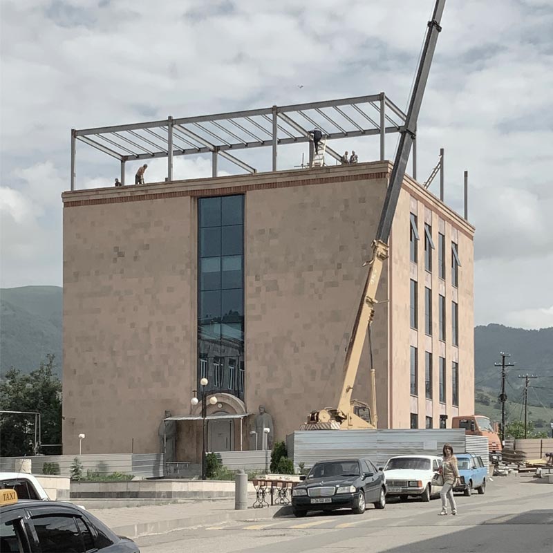TUMO Center for Creative Technologies by d'Arvestanots - Architizer