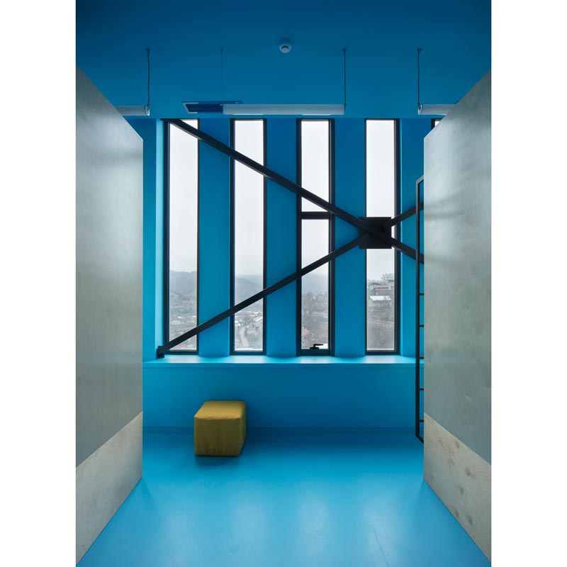 TUMO Center for Creative Technologies by d'Arvestanots - Architizer