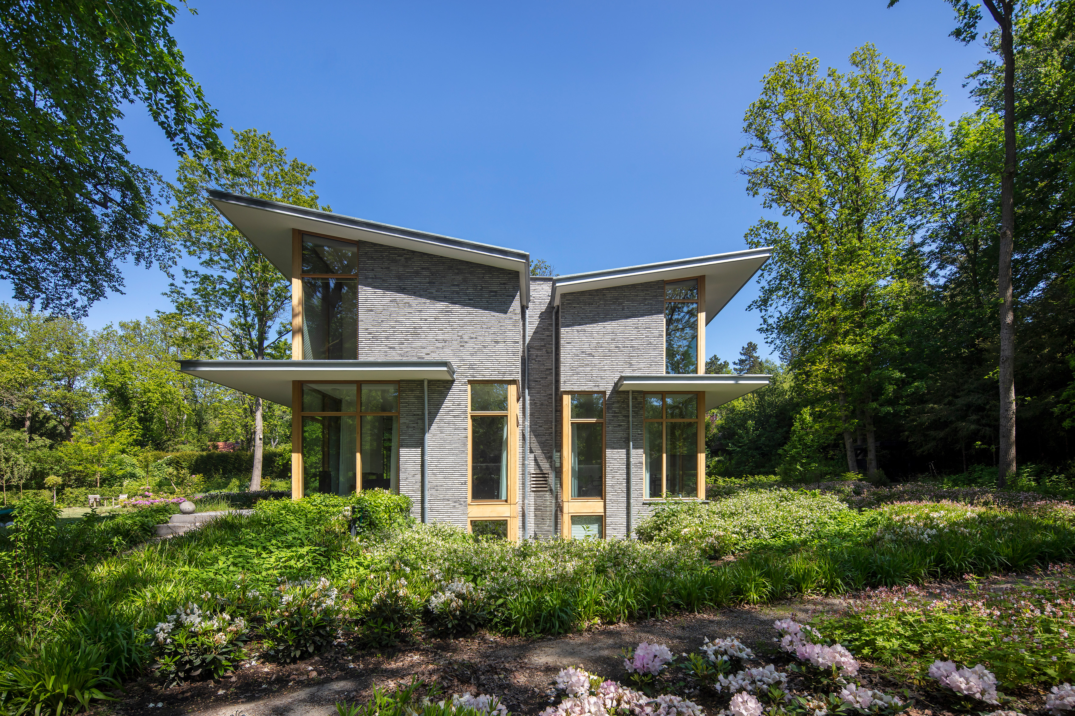 A Hidden House by Engel Architecten - Architizer