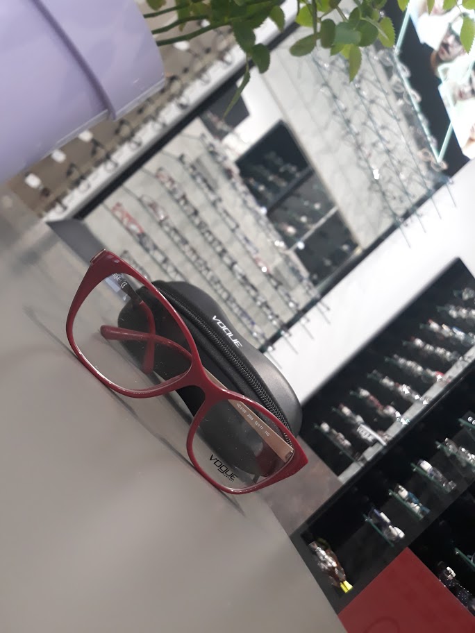 VIZUS OPTICS by NAKA STUDIO - Architizer