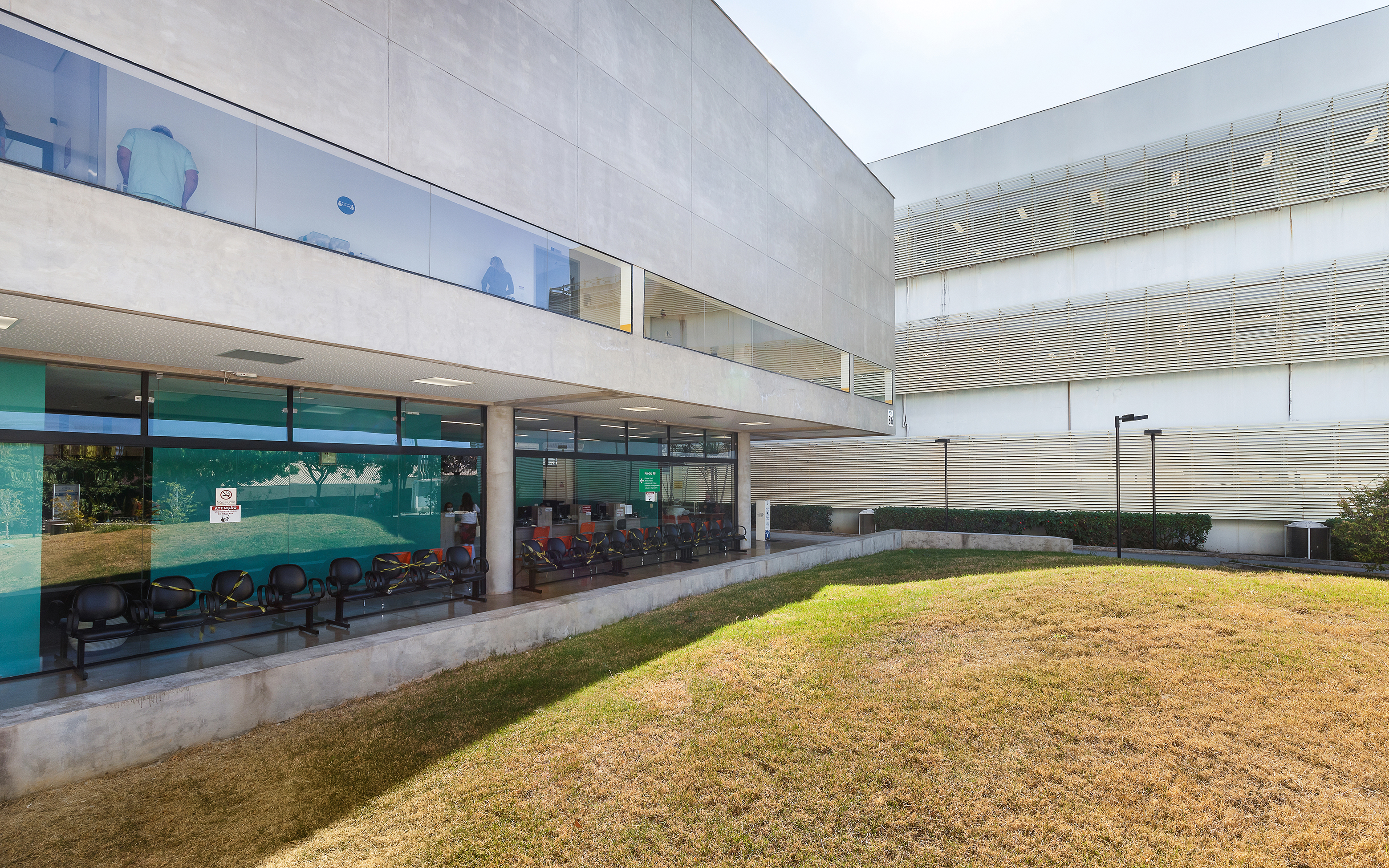 PUC Minas's CME (SMC Sterilized Material Center) by Horizontes ...