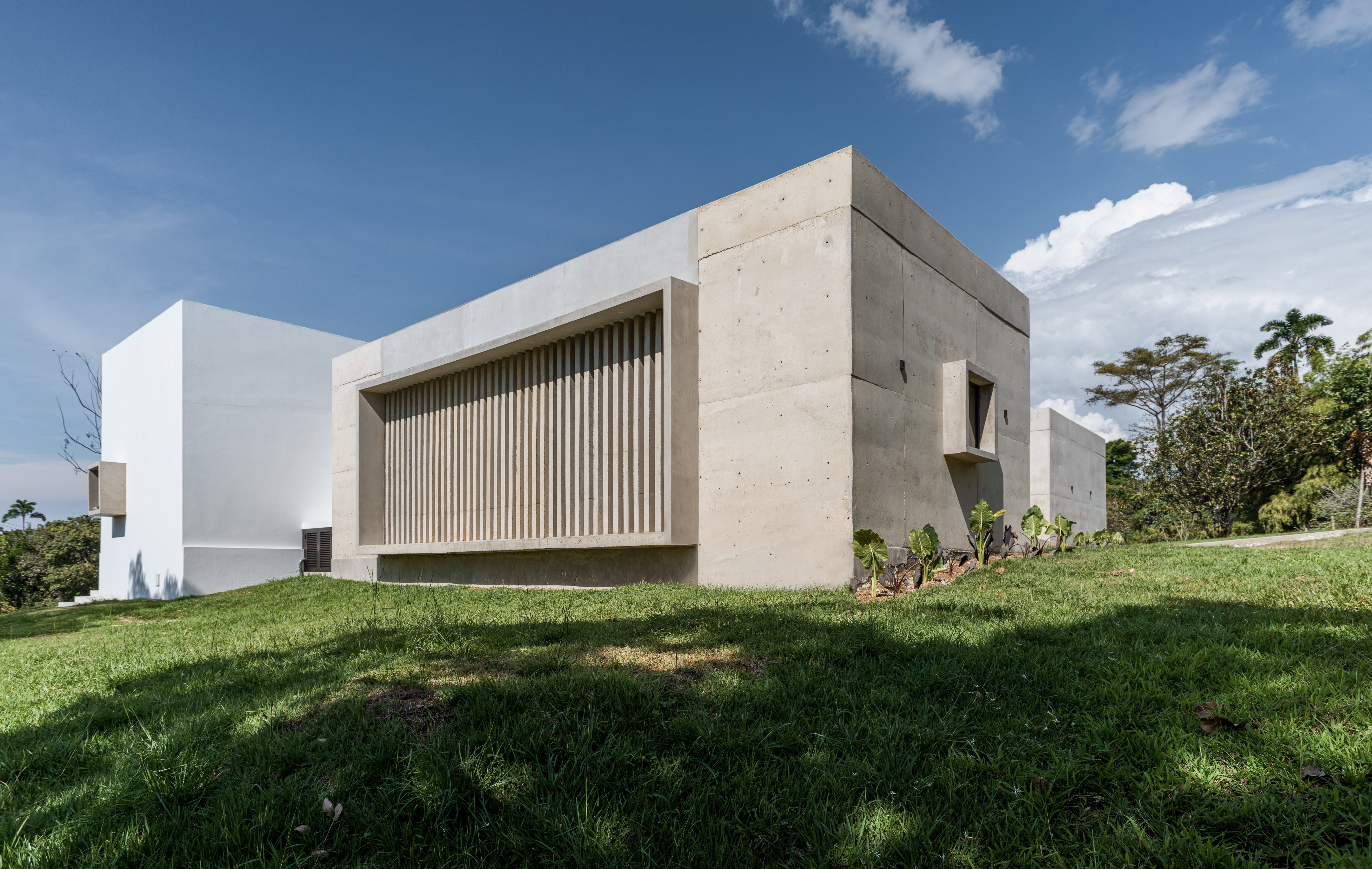The D.V. house by Velez Valencia Arquitectos - Architizer
