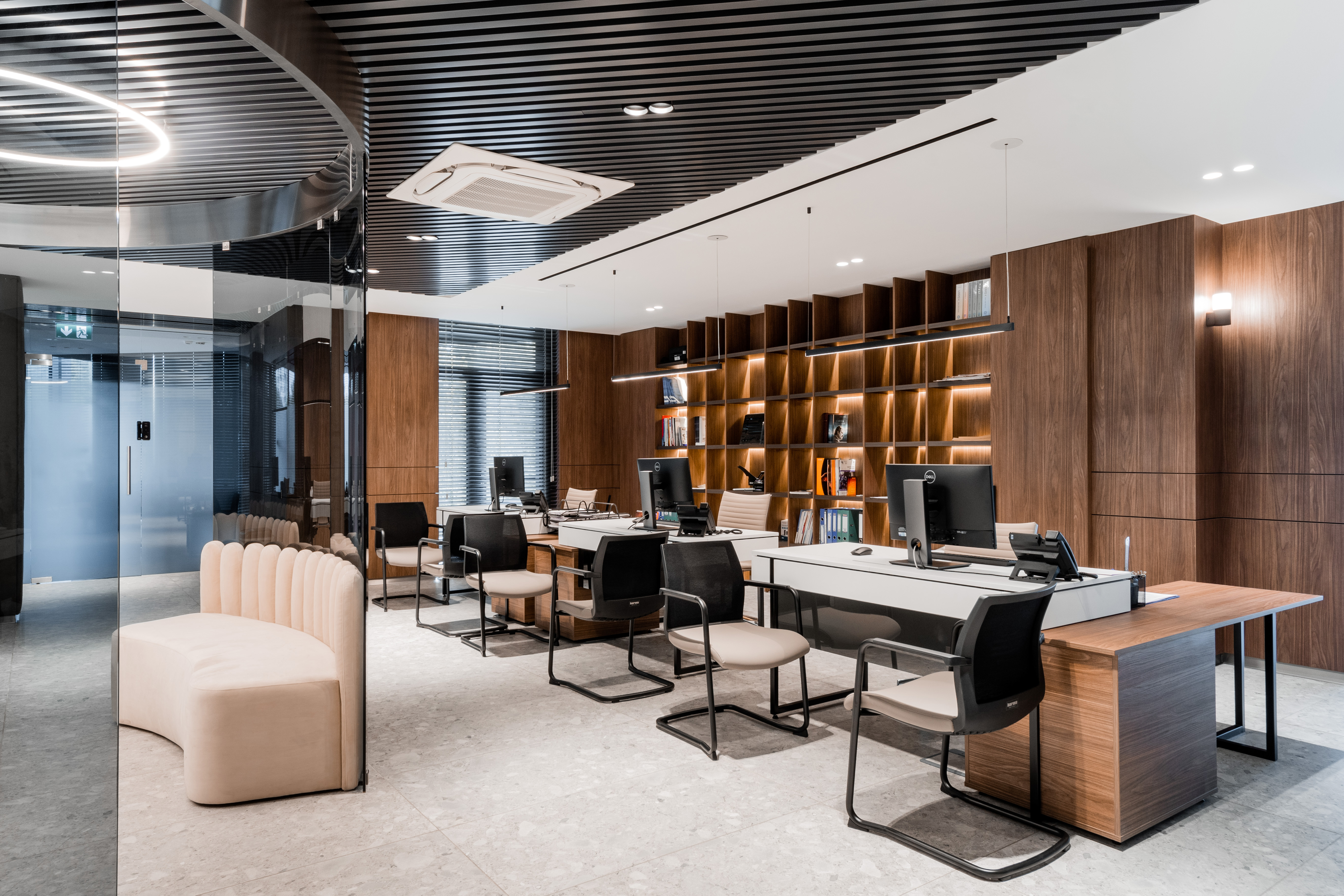 GBG HEADQUARTERS. OFFICE SPACES AND RECEPTION by AB+Partners - Architizer