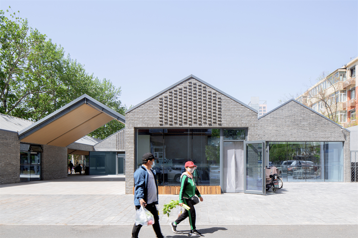 Courtyard Market under the Big Roof by keytostars - Architizer